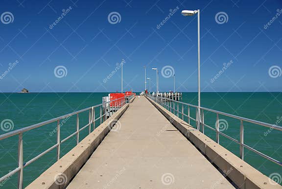 Pier at Great Barrier Reef stock image. Image of walkway - 6468441