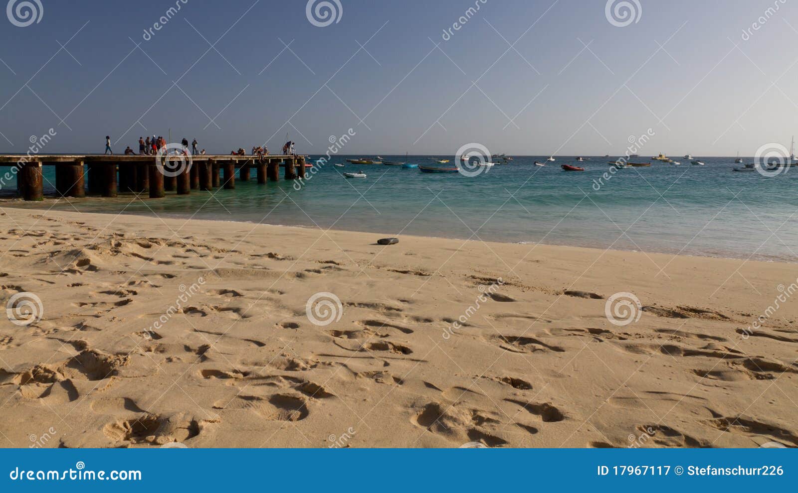 Pier in Santa Maria stock image. Image of ponton, travel - 17967117