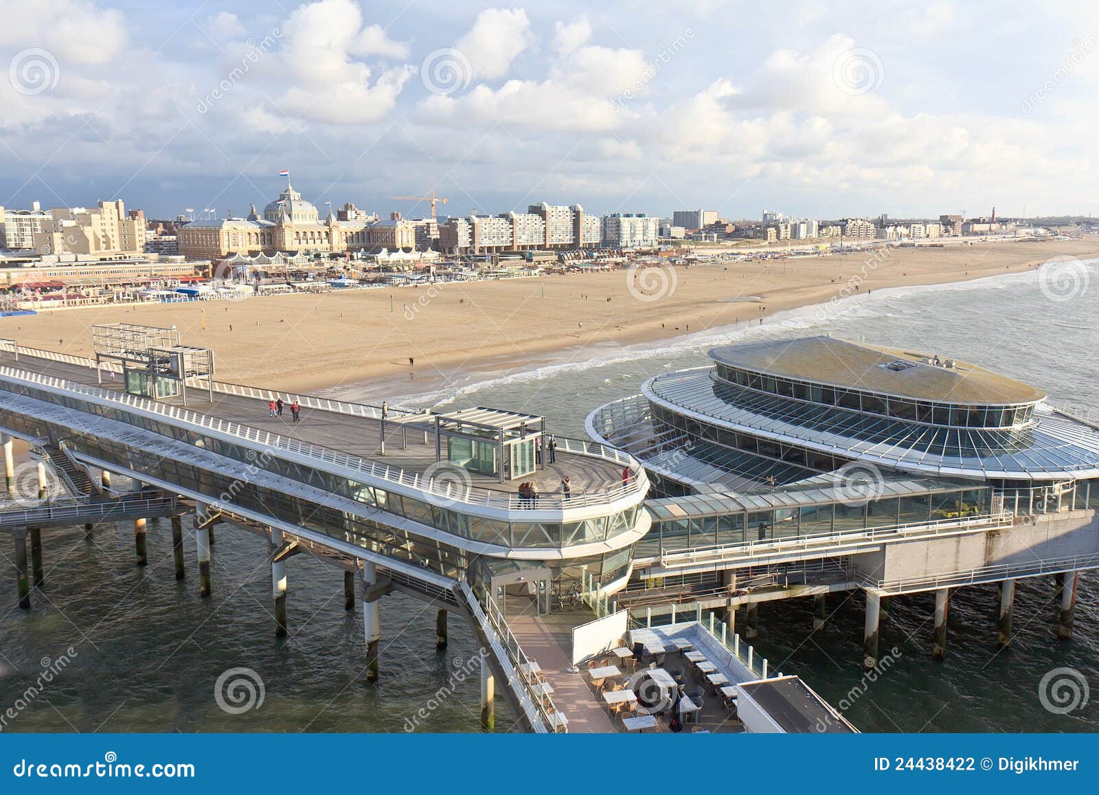The Pier at Scheveningen stock photo. Image of clouds - 24438422