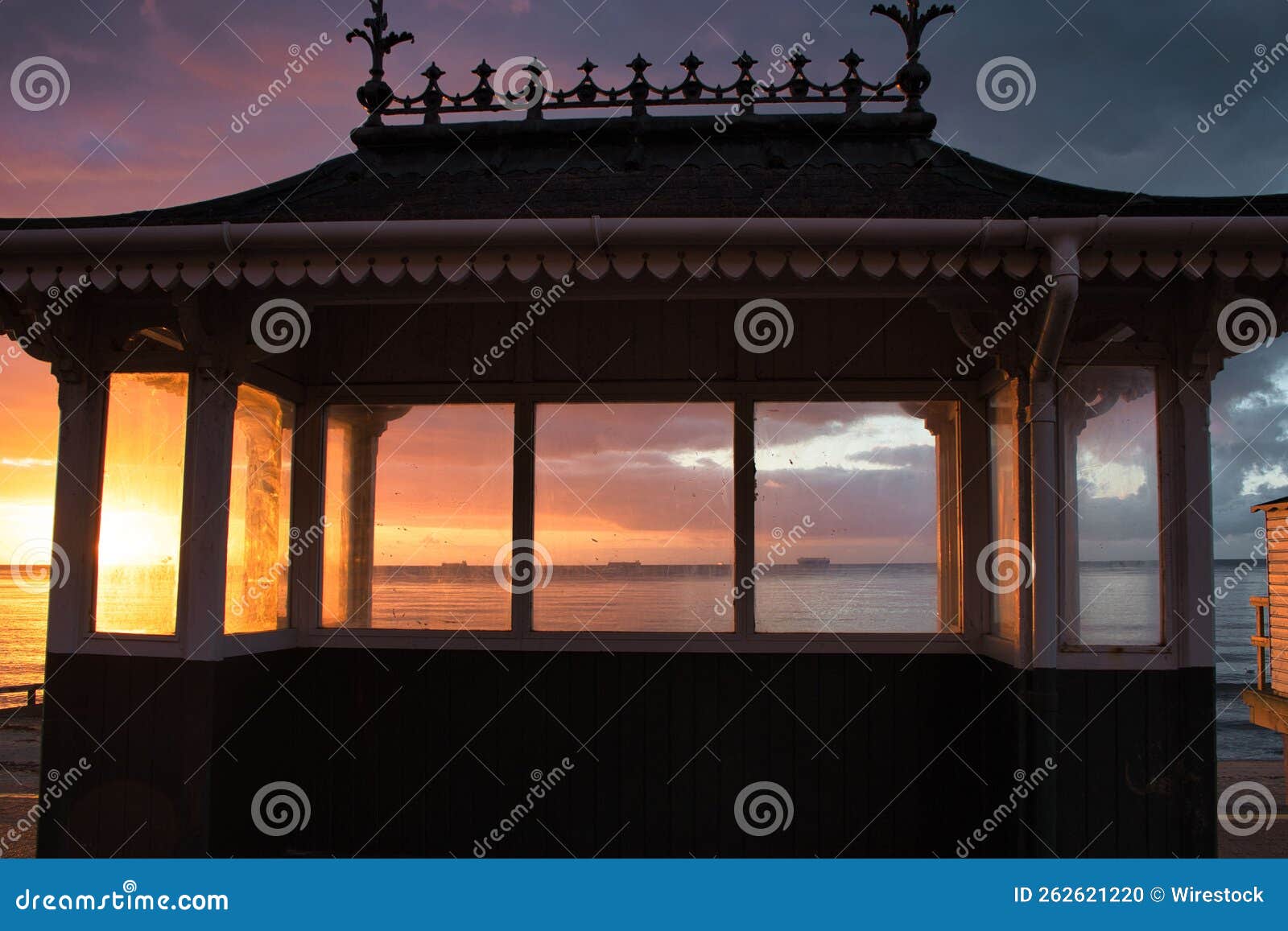 Pier in Shanklin, Isle of Wight at Sunset Stock Photo - Image of ...