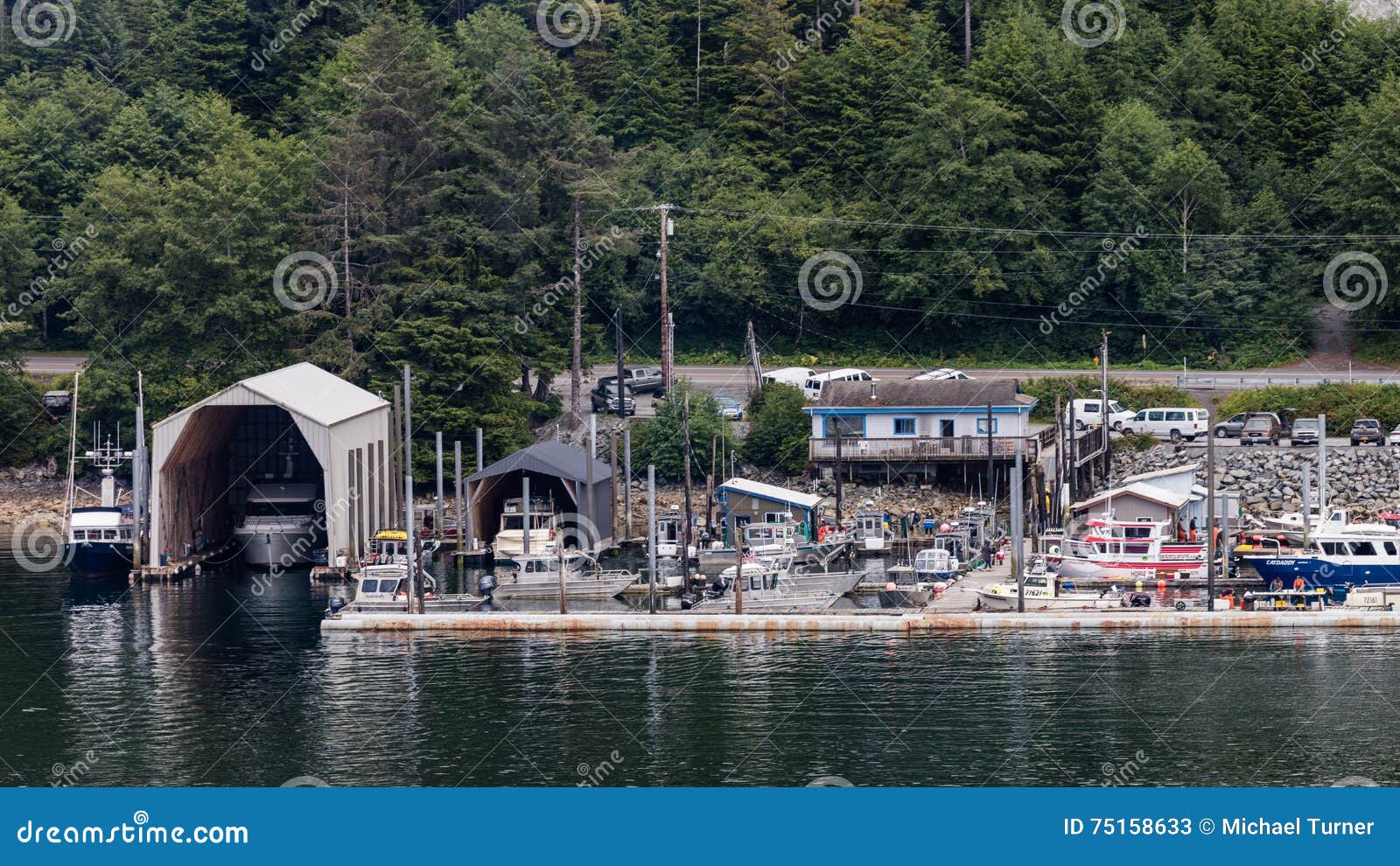 Pier at Sitka, Alaska editorial stock photo. Image of peak - 75158633
