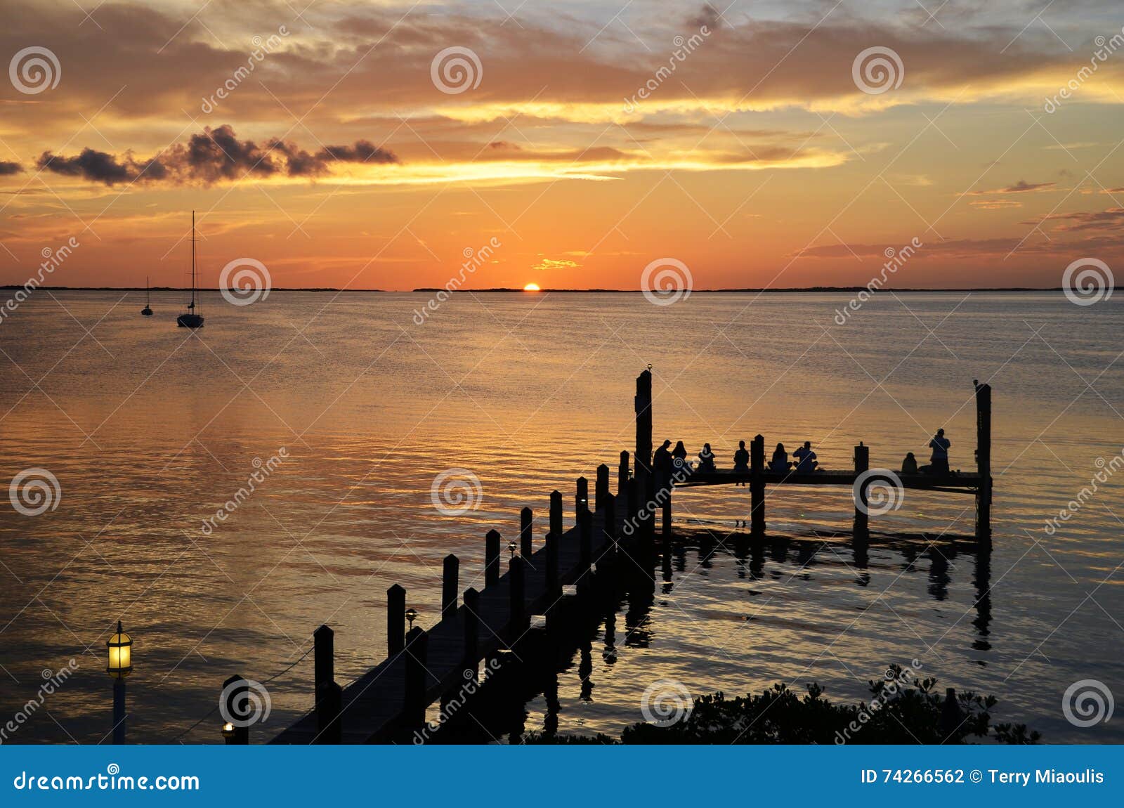 Pier and Sunset in Key Largo Florida Stock Photo - Image of sunshine ...