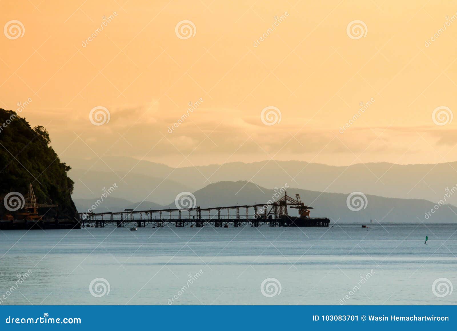 Pier and Truss Structure on the Sea Stock Image - Image of landscape ...