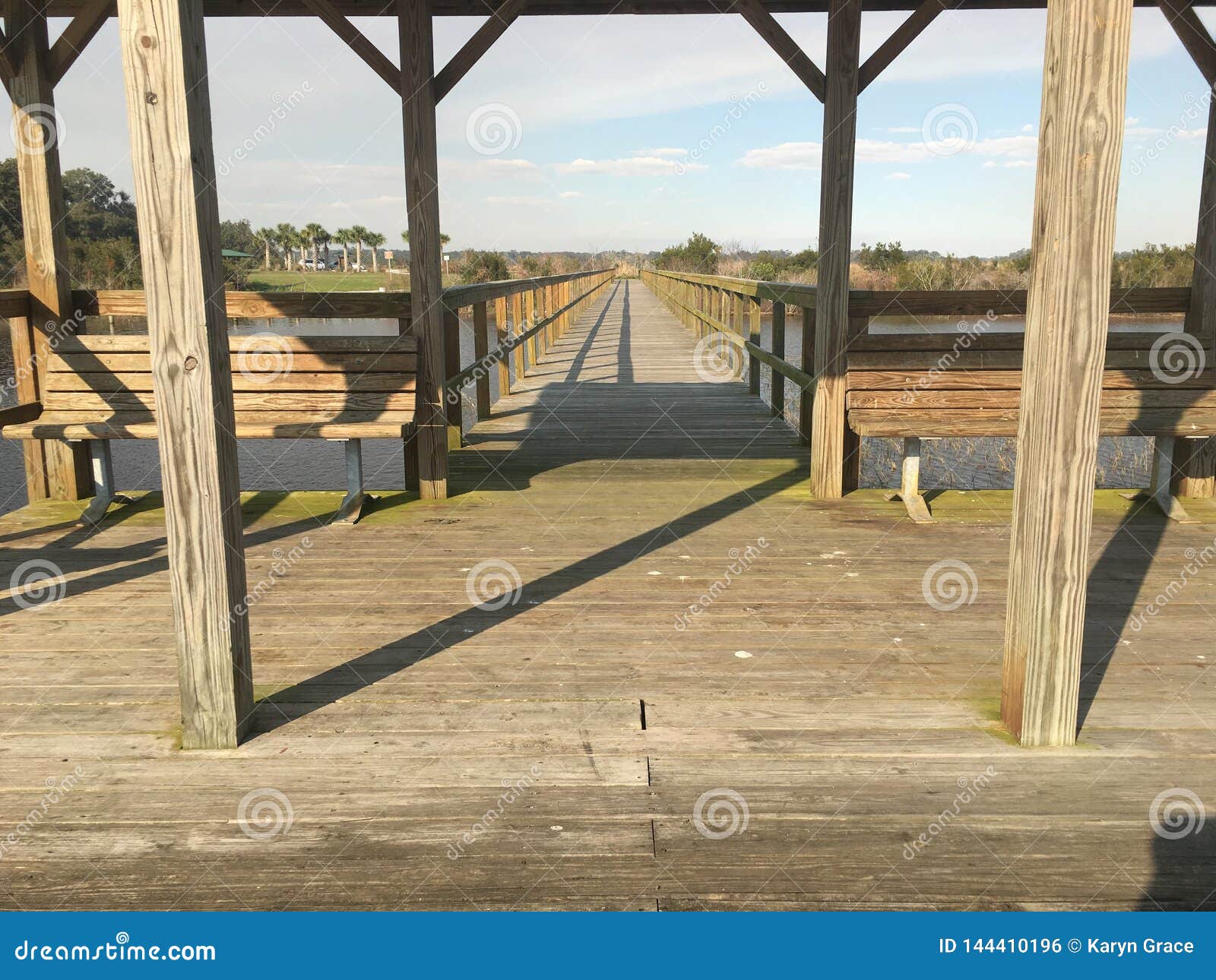 Pier Walk Stock Photos - Download 17,168 Royalty Free Photos