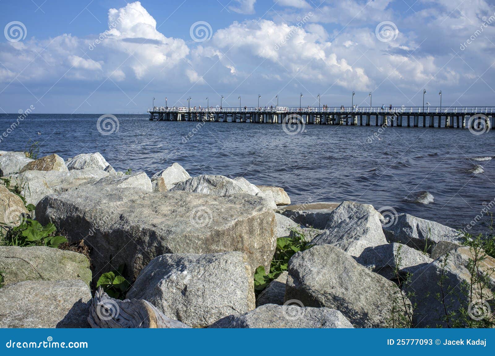 Piere on Polish seaside stock image. Image of coastline - 25777093