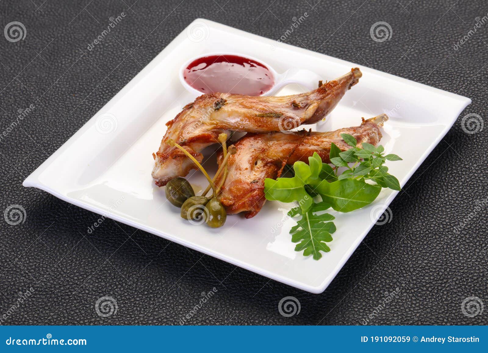 Piernas de conejo asado imagen de archivo. Imagen de sano - 191092059