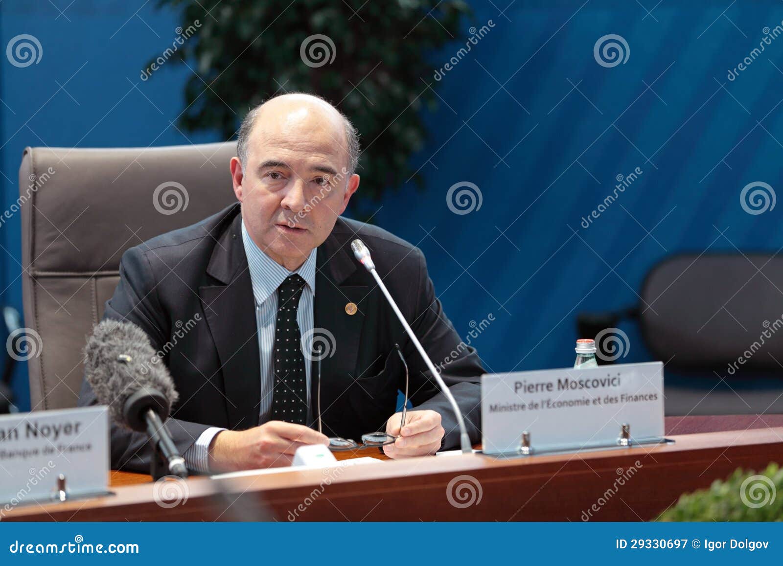 Pierre Moscovici editorial photography. Image of business - 29330697