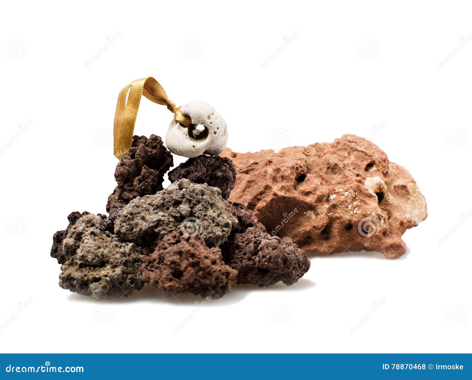 Pierre Poreuse Simple D'isolement Sur Le Fond Blanc Photo stock - Image ...