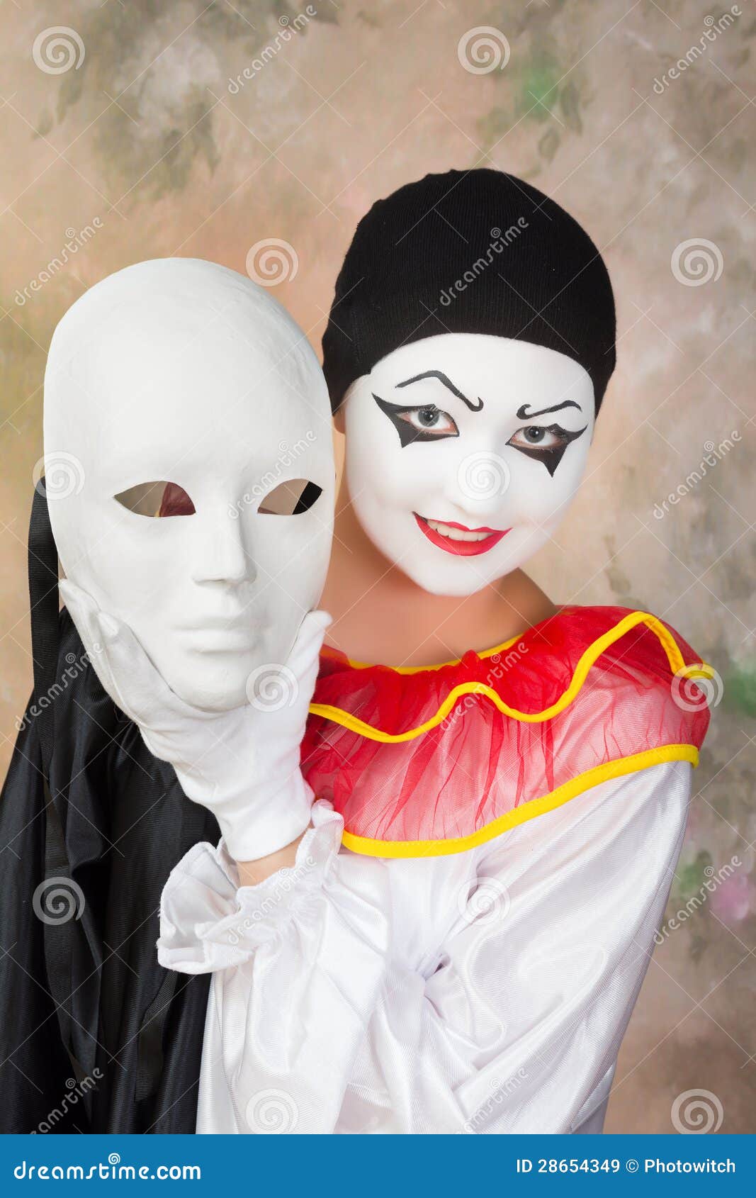 Pierrot Maske stockbild. Bild von erscheinen, unterhaltung - 28654349