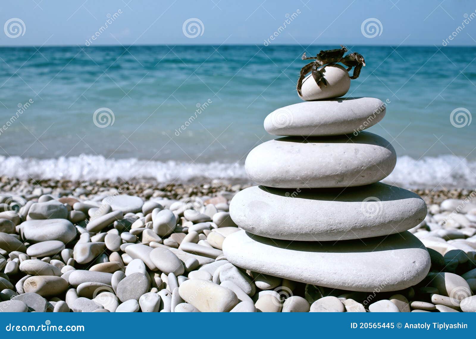 Pietre Equilibrate Sul Mare Immagine Stock - Immagine di equilibrio ...