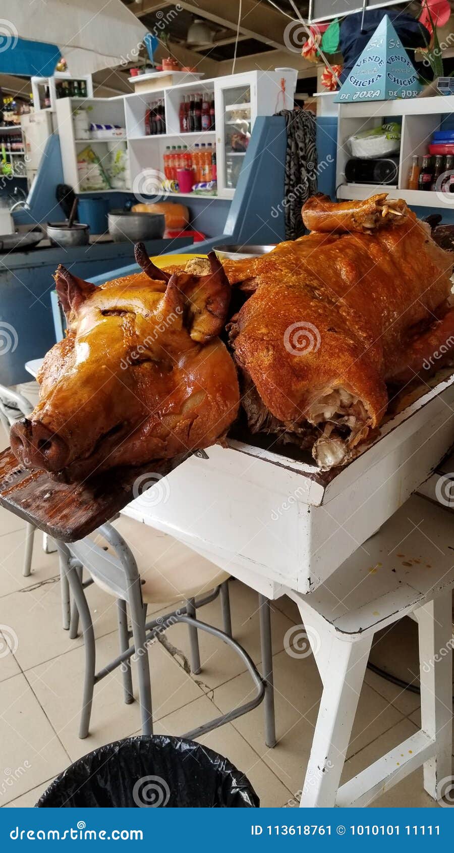 Pig on a death bed stock image. Image of roast, table - 113618761