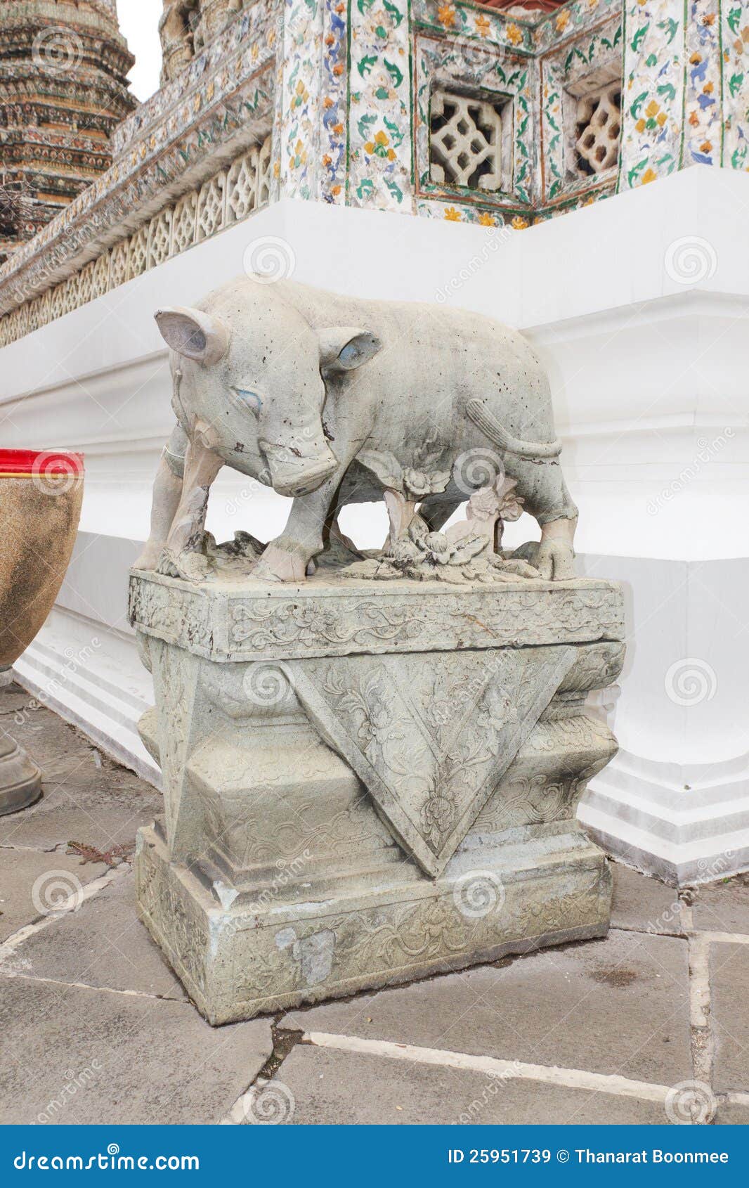 Pig Statue stock image. Image of family, clipping, cartoon - 25951739