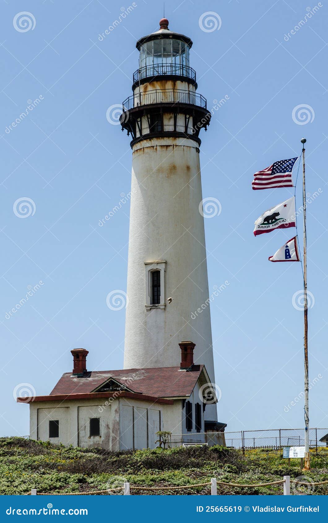 Pigeon Point Lighthouse stock image. Image of landmark - 25665619