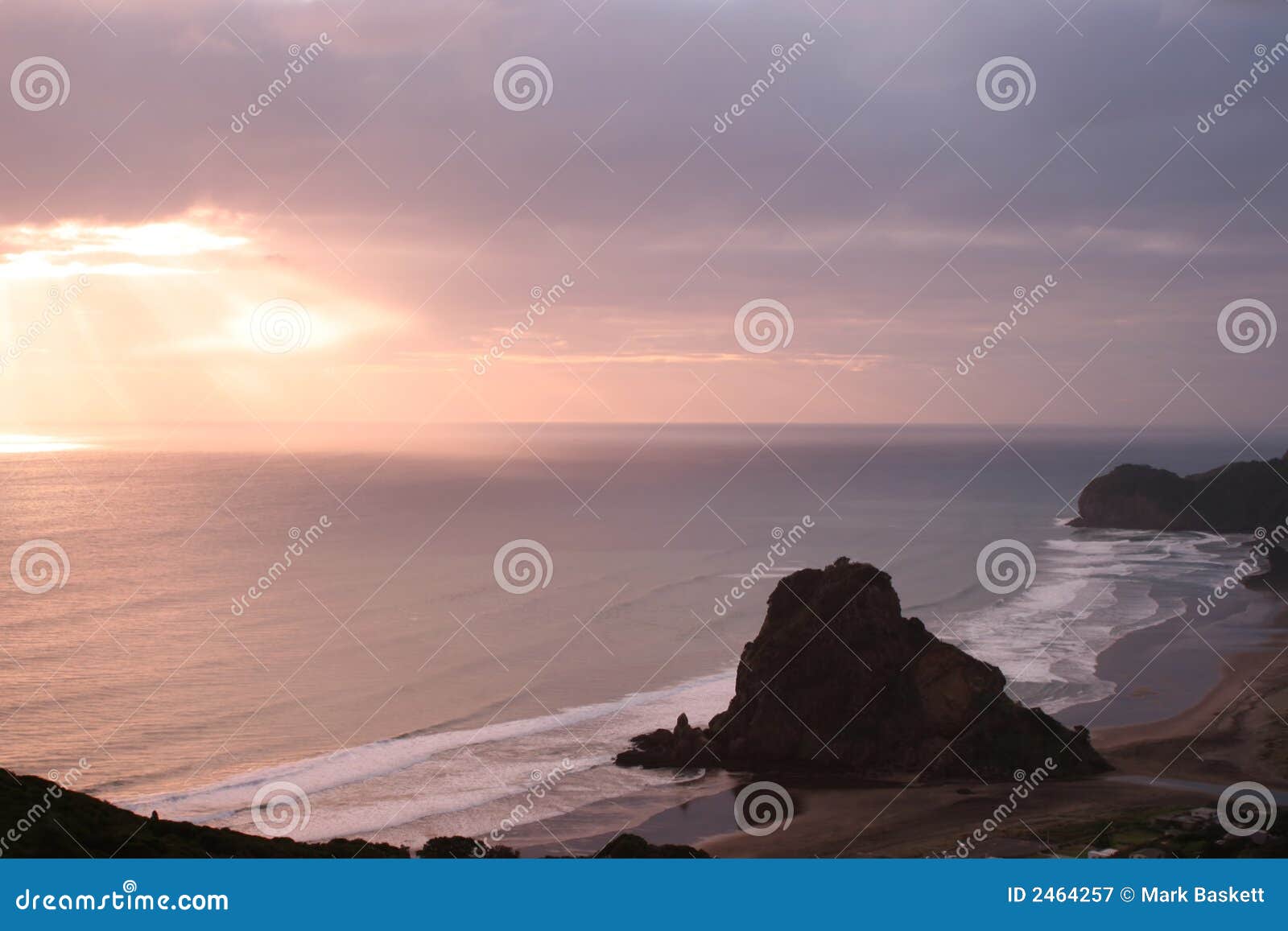 Piha stock image. Image of sand, coastline, summer, ocean - 2464257
