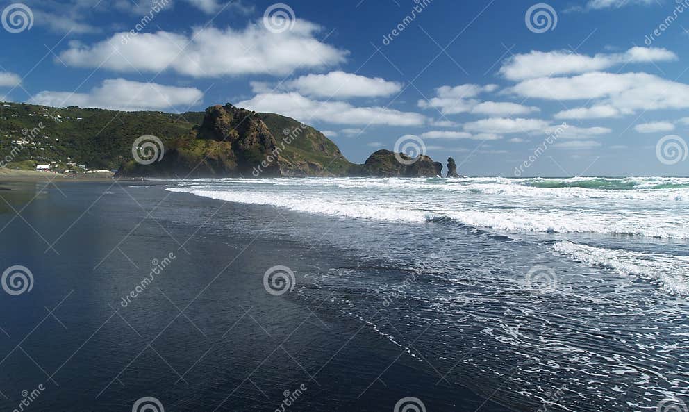 Piha beach stock photo. Image of ocean, cloud, shore - 15351430