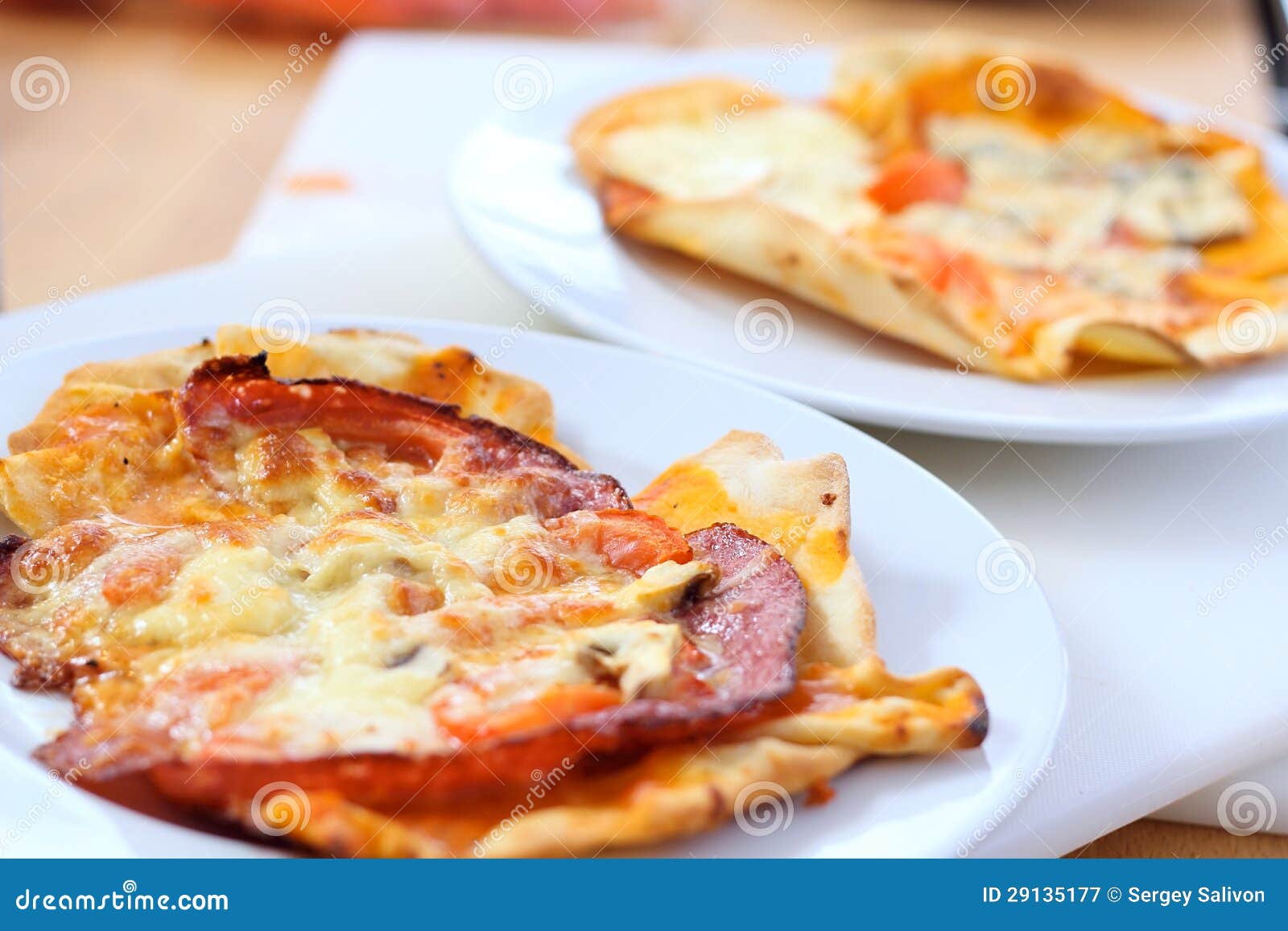 Piiza on the plate stock image. Image of pizza, fast - 29135177