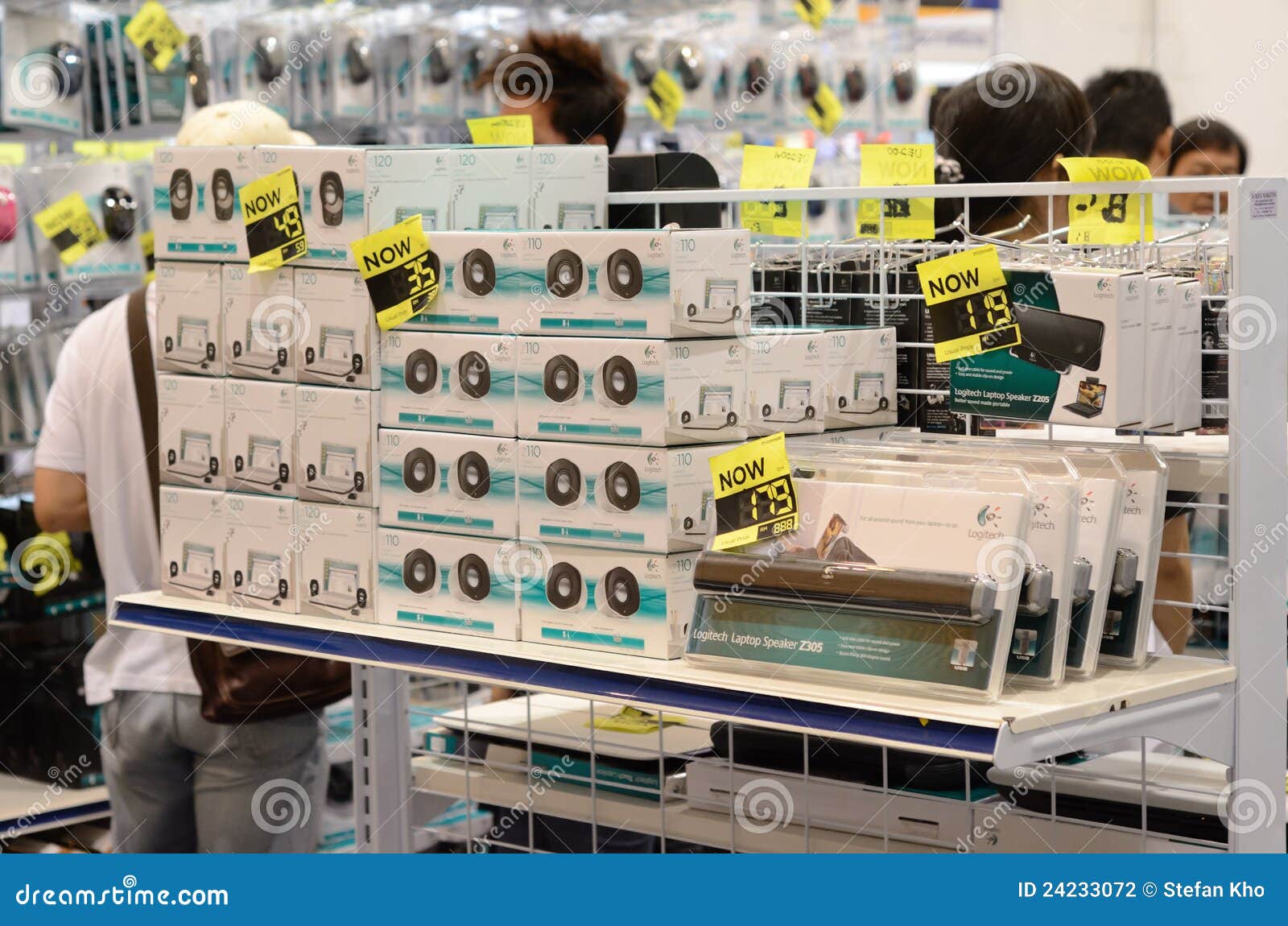 Pikom Pc Fair 2012 editorial photography. Image of offers - 24233072