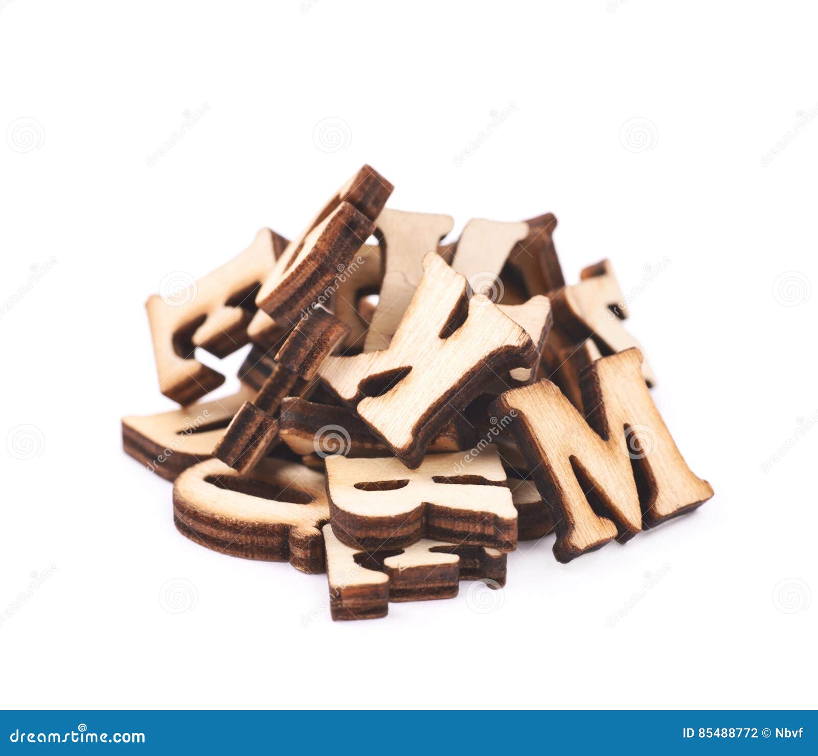 Pila De Letras Talladas Madera Aisladas Foto de archivo - Imagen de ...