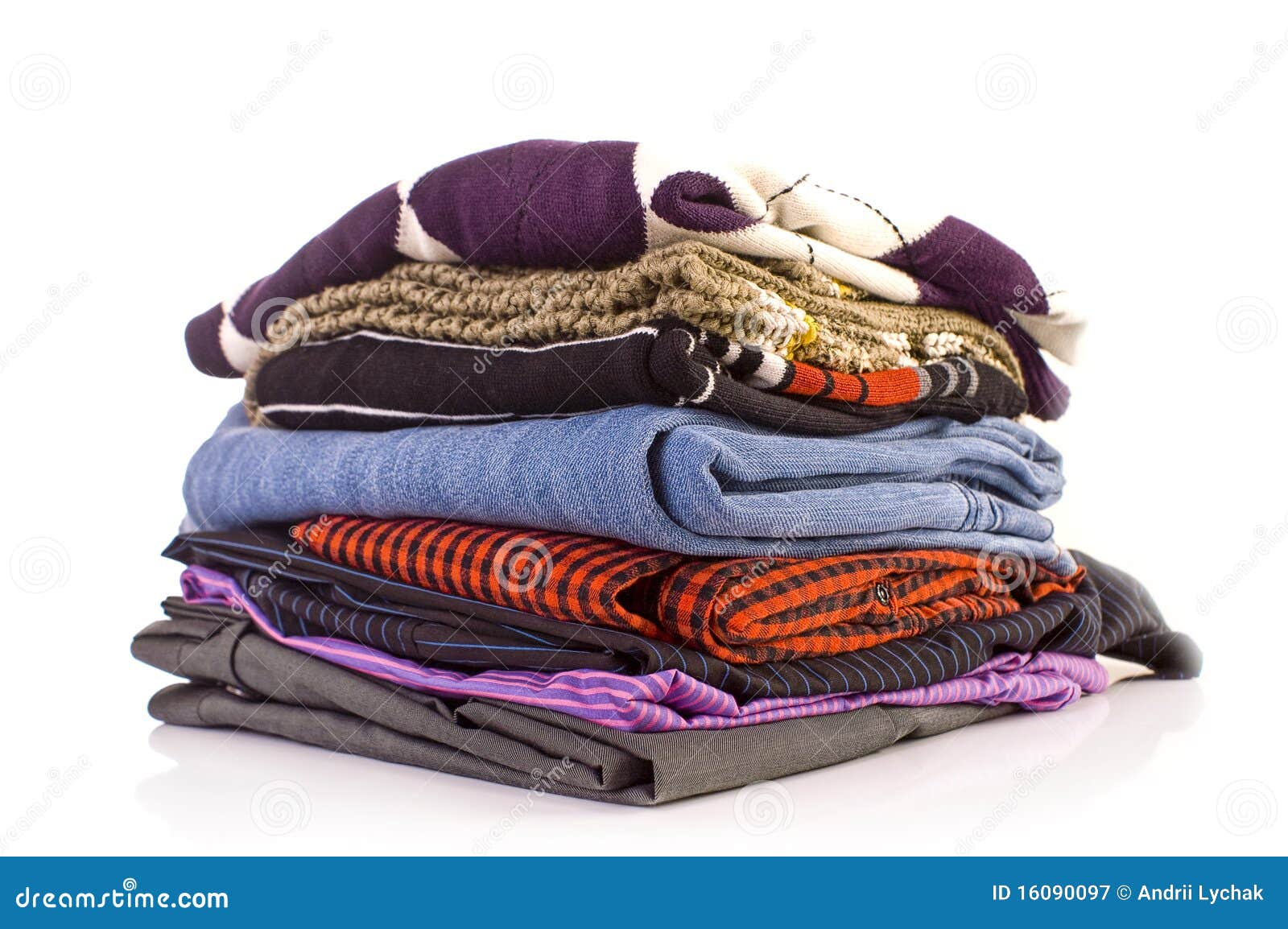 Pila de ropa imagen de archivo. Imagen de objetos, vaqueros - 16090097
