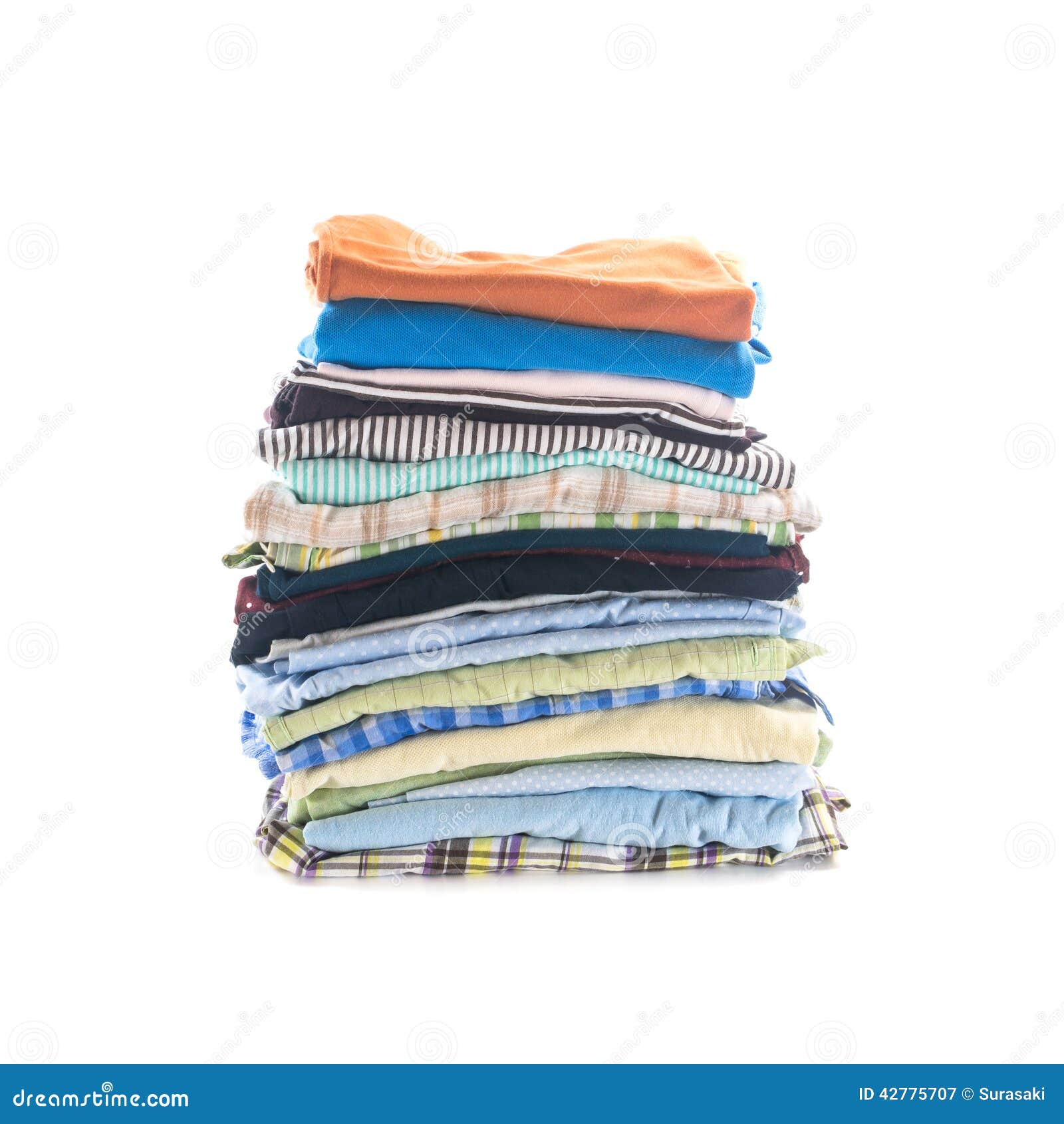 Pila de ropa plegable imagen de archivo. Imagen de plegable - 42775707