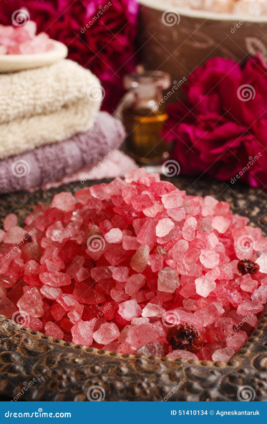 Pila de sal del Mar Rojo foto de archivo. Imagen de aromaterapia - 51410134