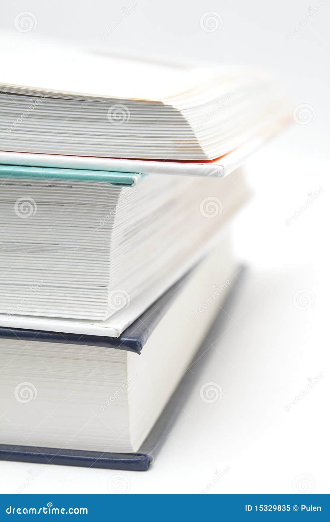 Pila de tres libros imagen de archivo. Imagen de ciencia - 15329835