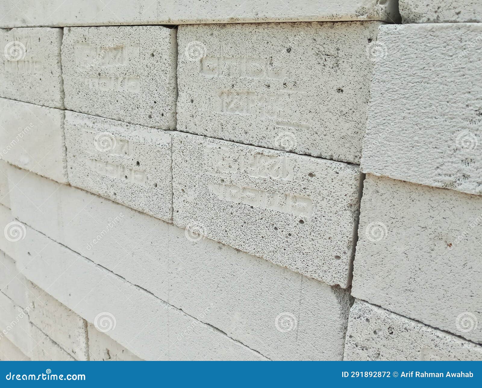 Pile of Autoclaved Aerated Concrete Rectangular Bricks Stock Photo ...