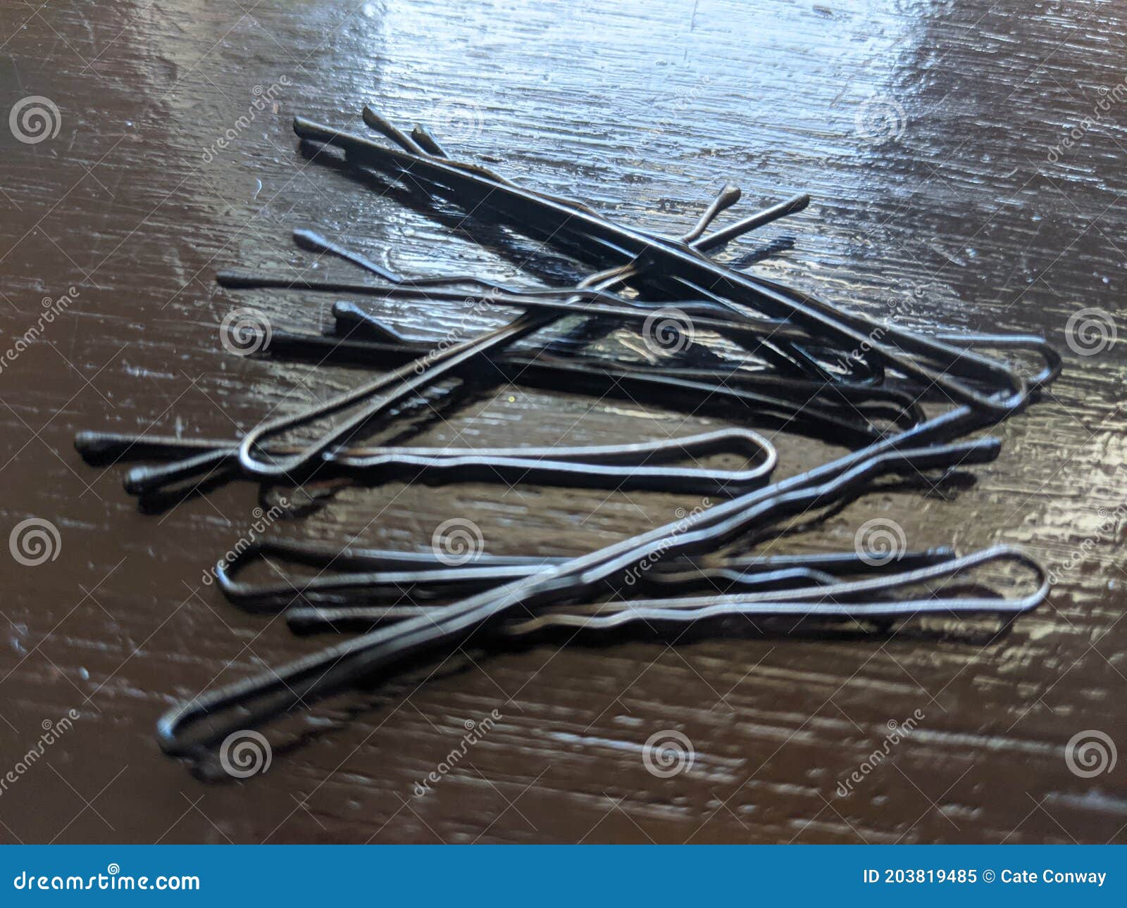 Pile of Black Metal Bobby Pins Stock Image - Image of clip, hair: 203819485
