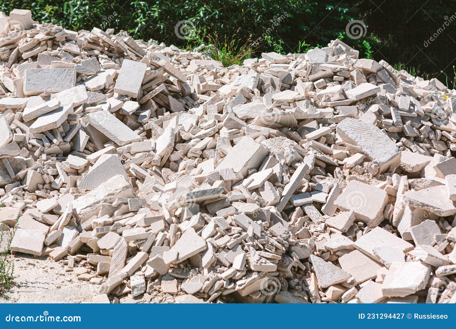 Pile of broken bricks stock image. Image of damage, dirty - 231294427