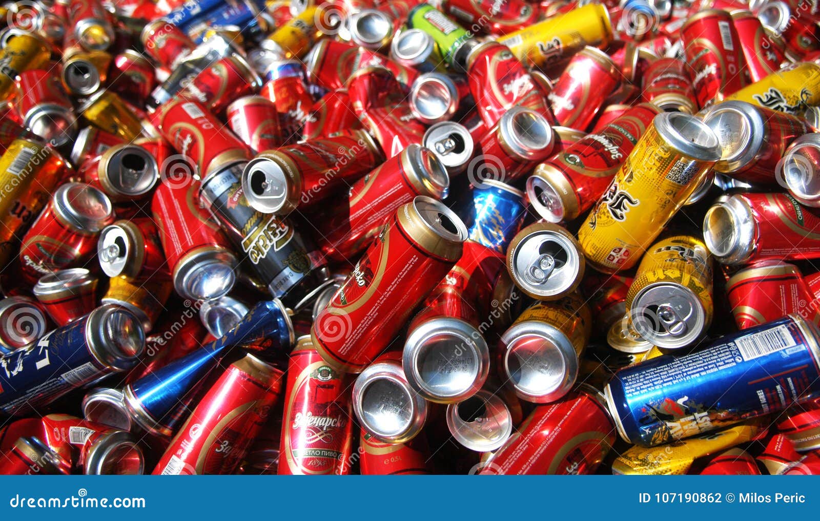 Pile of cans editorial photography. Image of cubes, material - 107190862