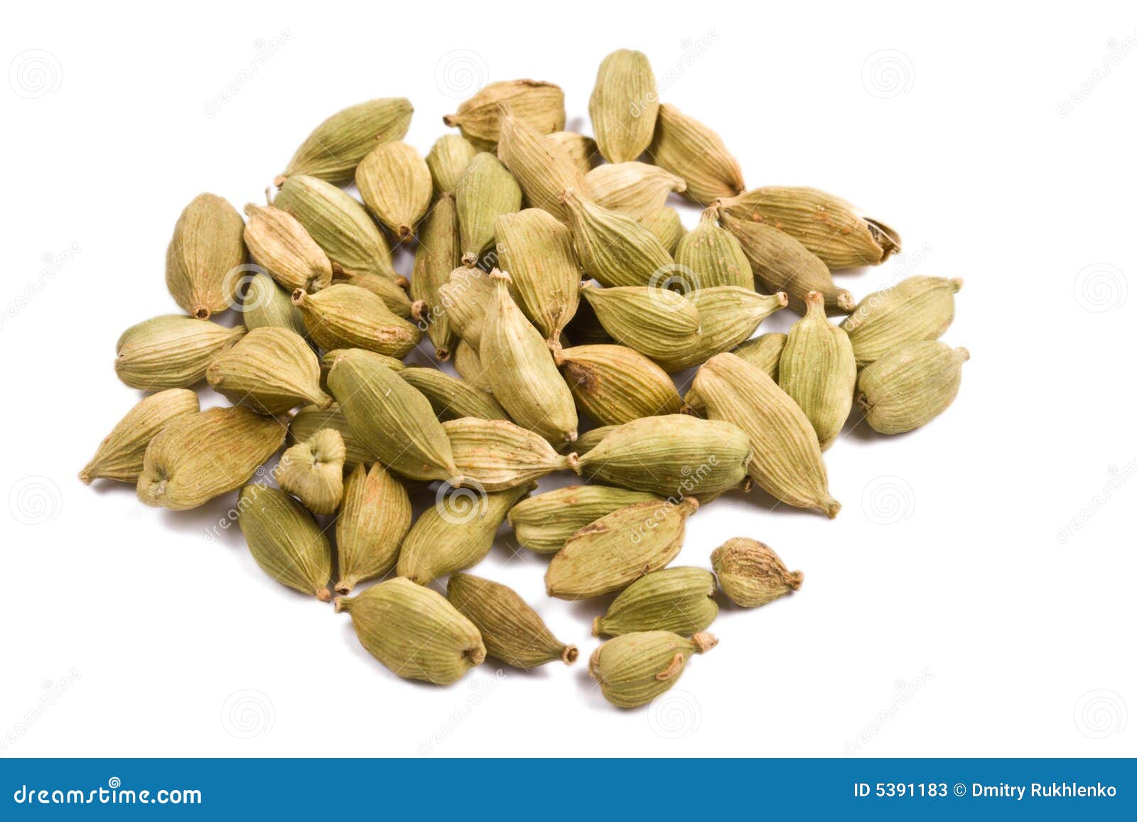 Pile of Cardamom Isolated Close Up Stock Image - Image of flavour ...
