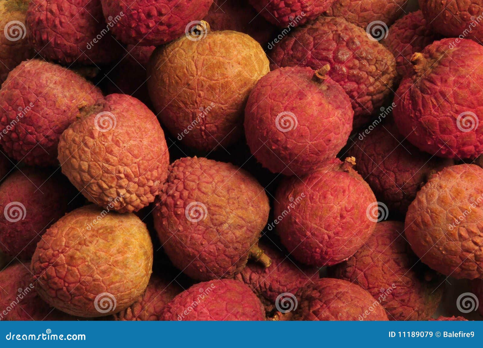 Lychee Fruit Cluster With Leaves Isolated On Transparent Background ...