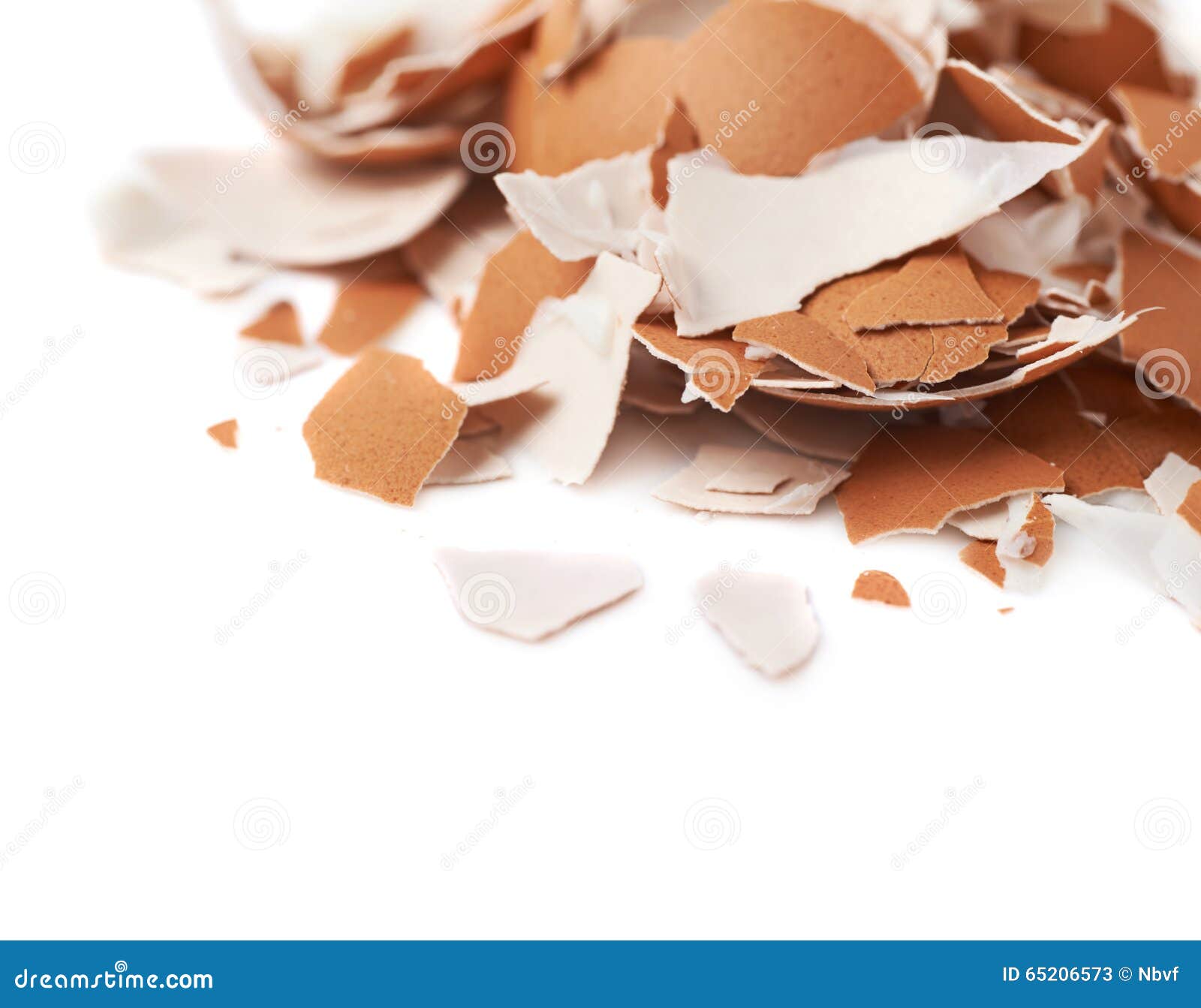 Pile of Cracked Egg Shells Isolated Stock Image - Image of baking ...
