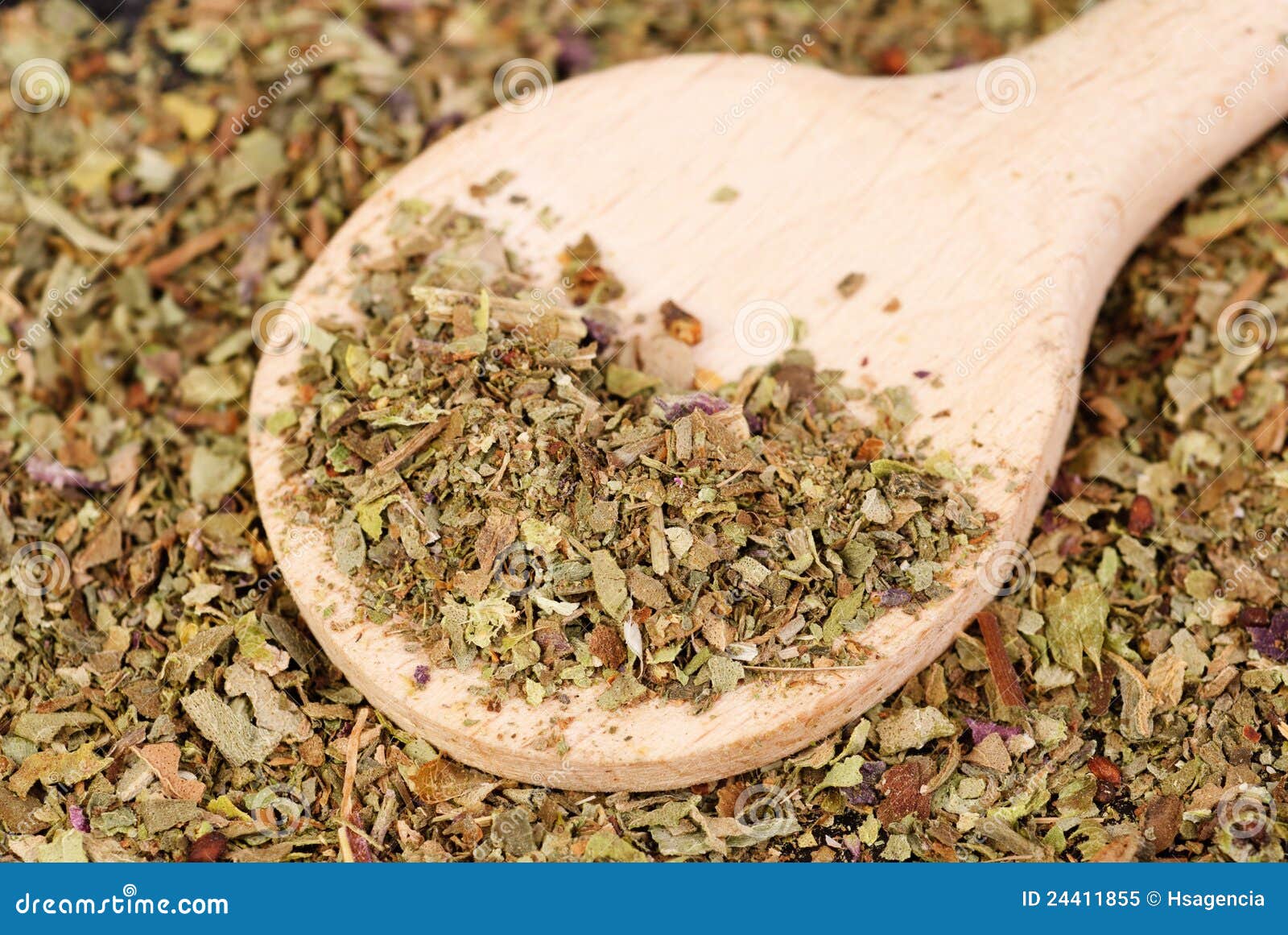 Pile De Basilic Sec Par Prise De Masse Image stock - Image du ...