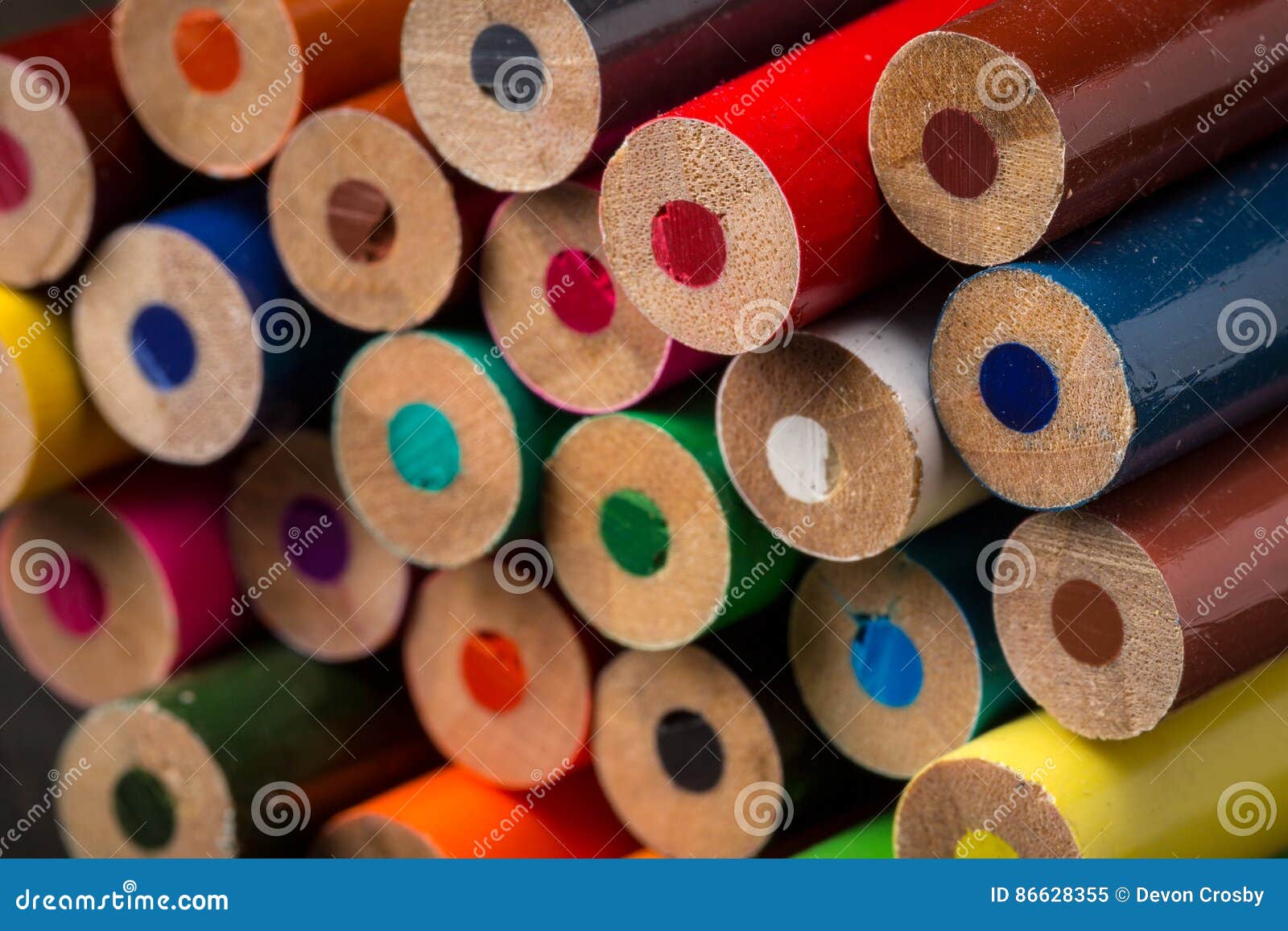 Pile De Crayons De Coloration Image stock - Image du pile, coloration ...