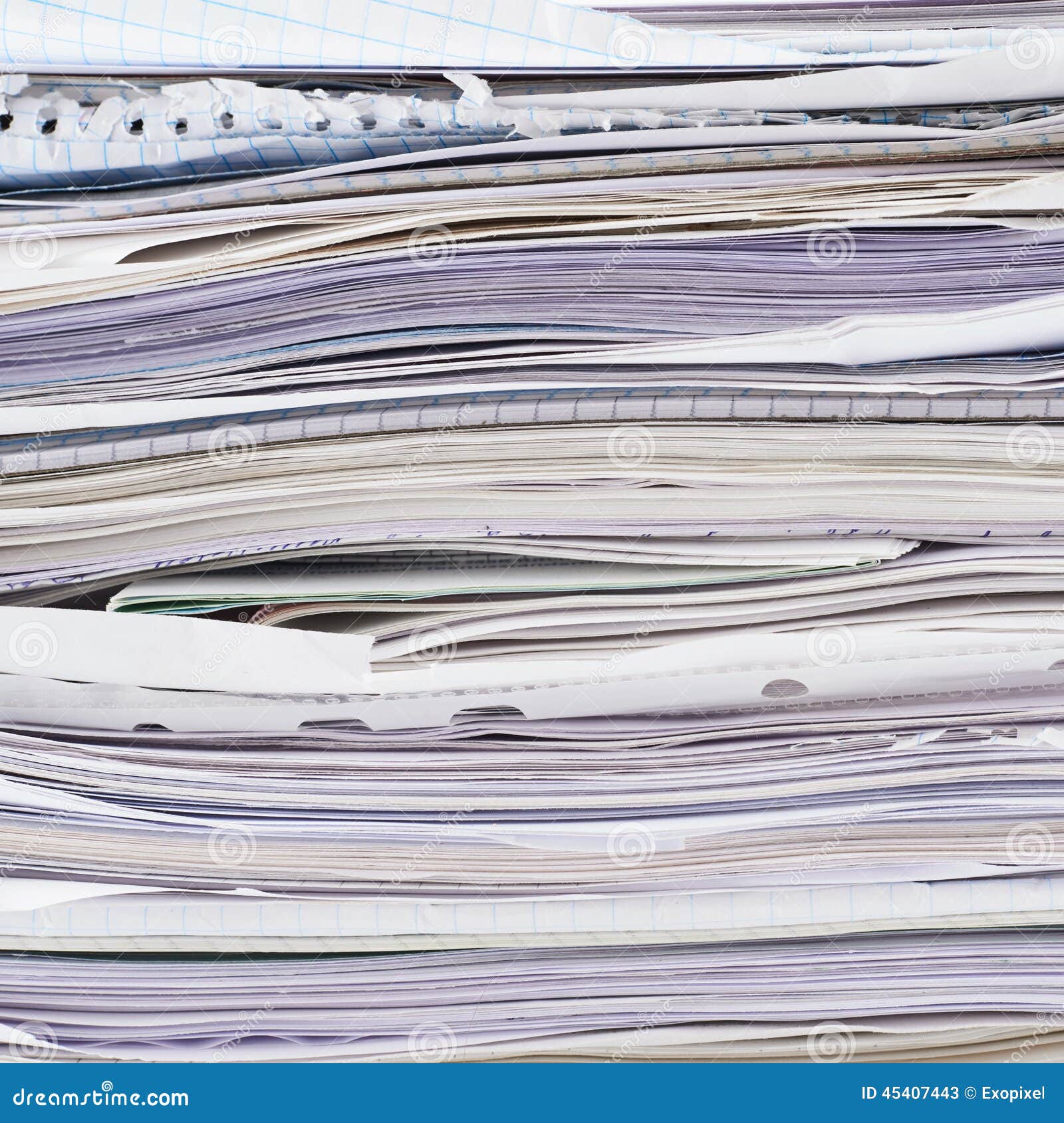 Pile de feuilles de papier image stock. Image du contrat - 45407443