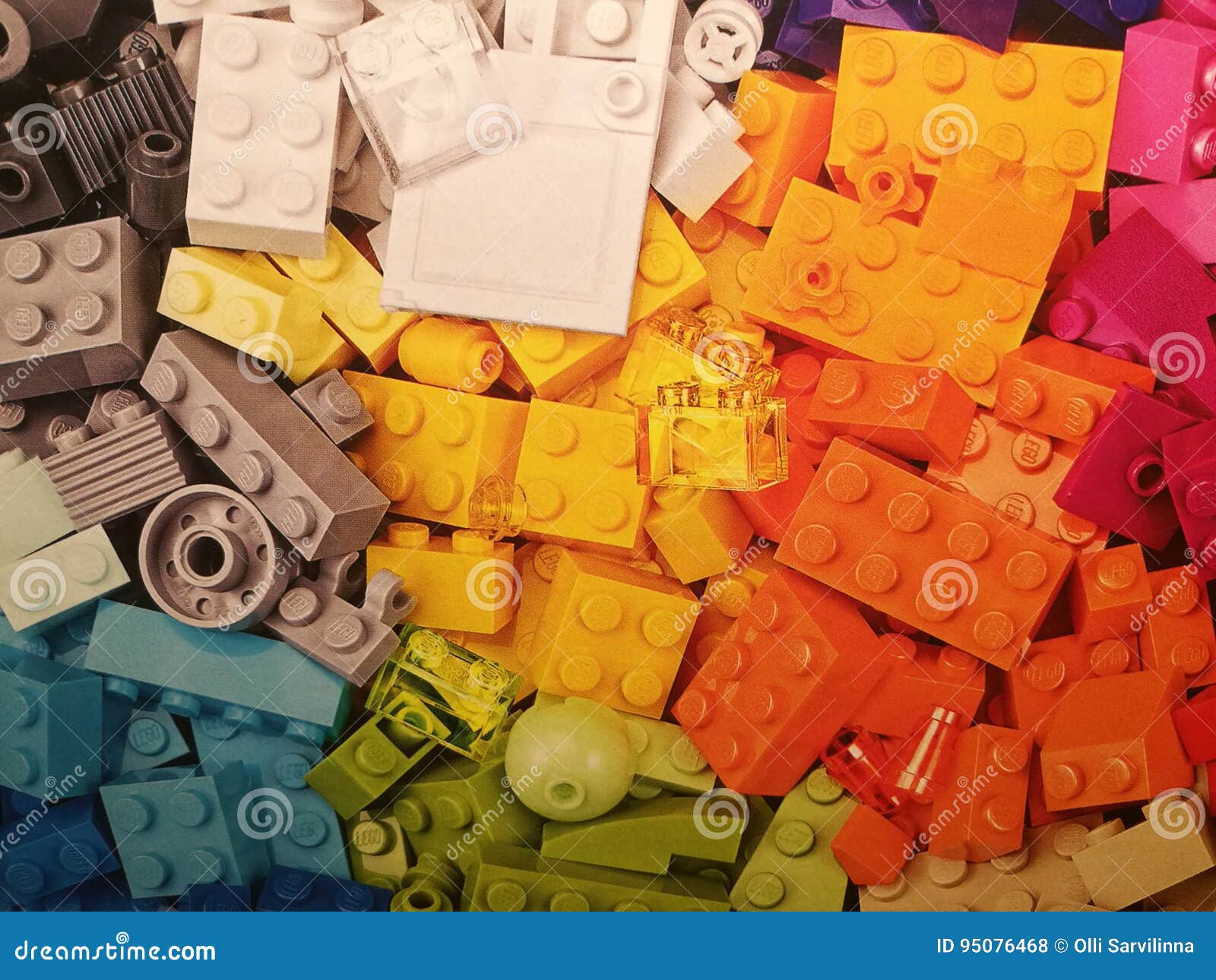 Pile de Legos photo stock éditorial. Image du briques - 95076468