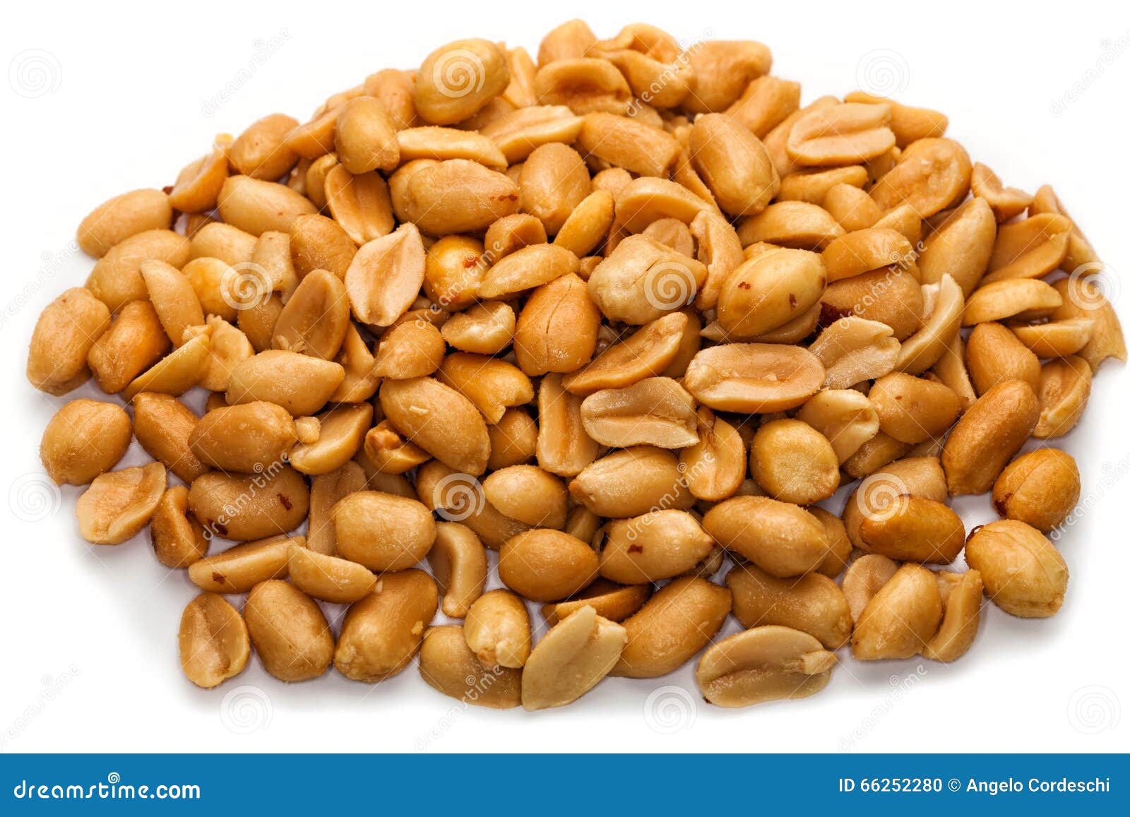 Pile des arachides photo stock. Image du groupe, gelée - 66252280