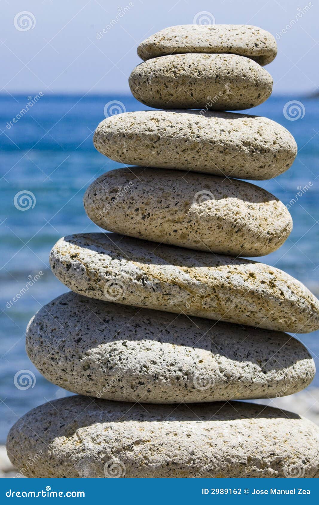 Pile Des Pierres Image. Image: 2989162