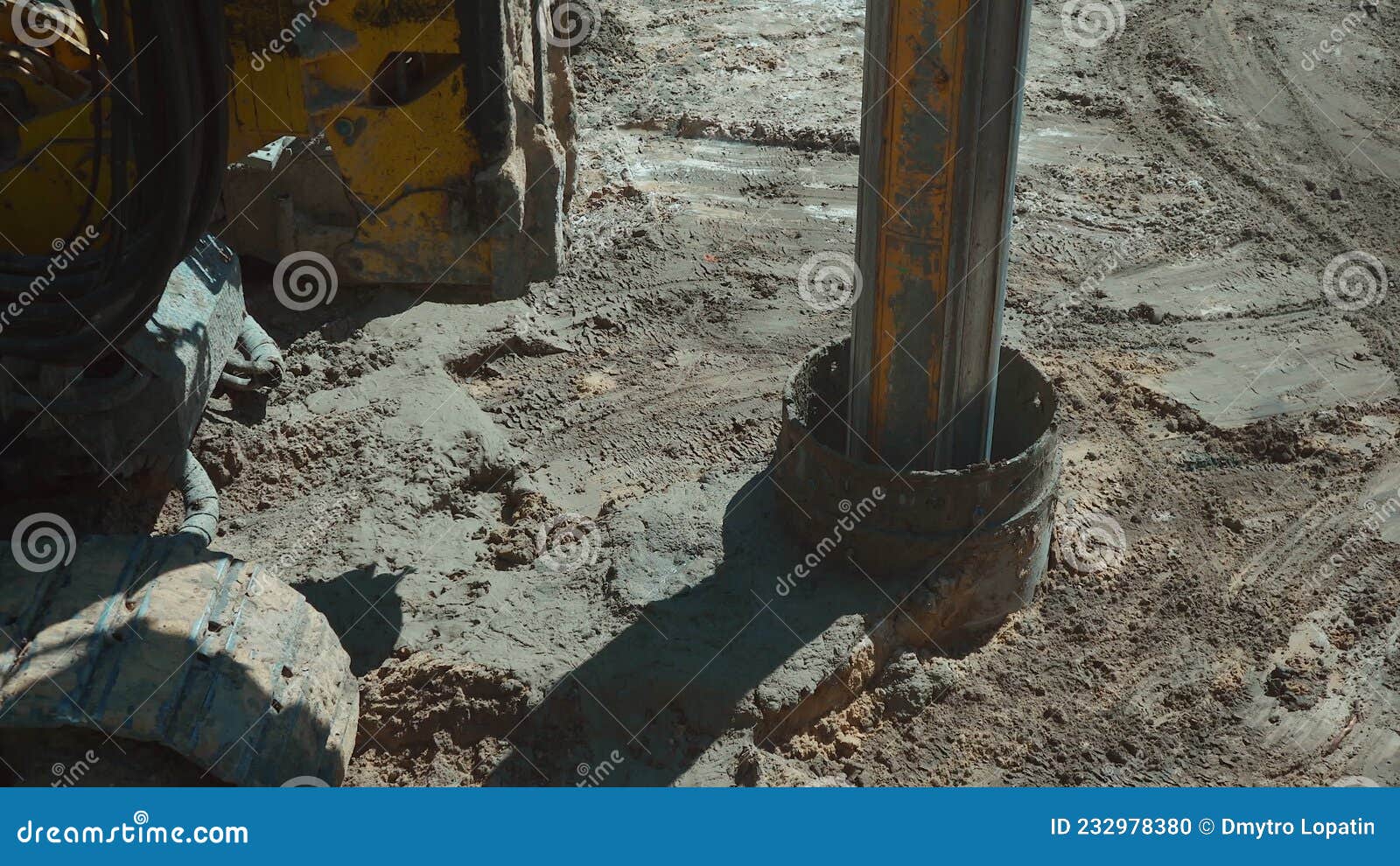 Pile Driver Heavy Machinery for Concrete Pouring at Constructions Stock ...