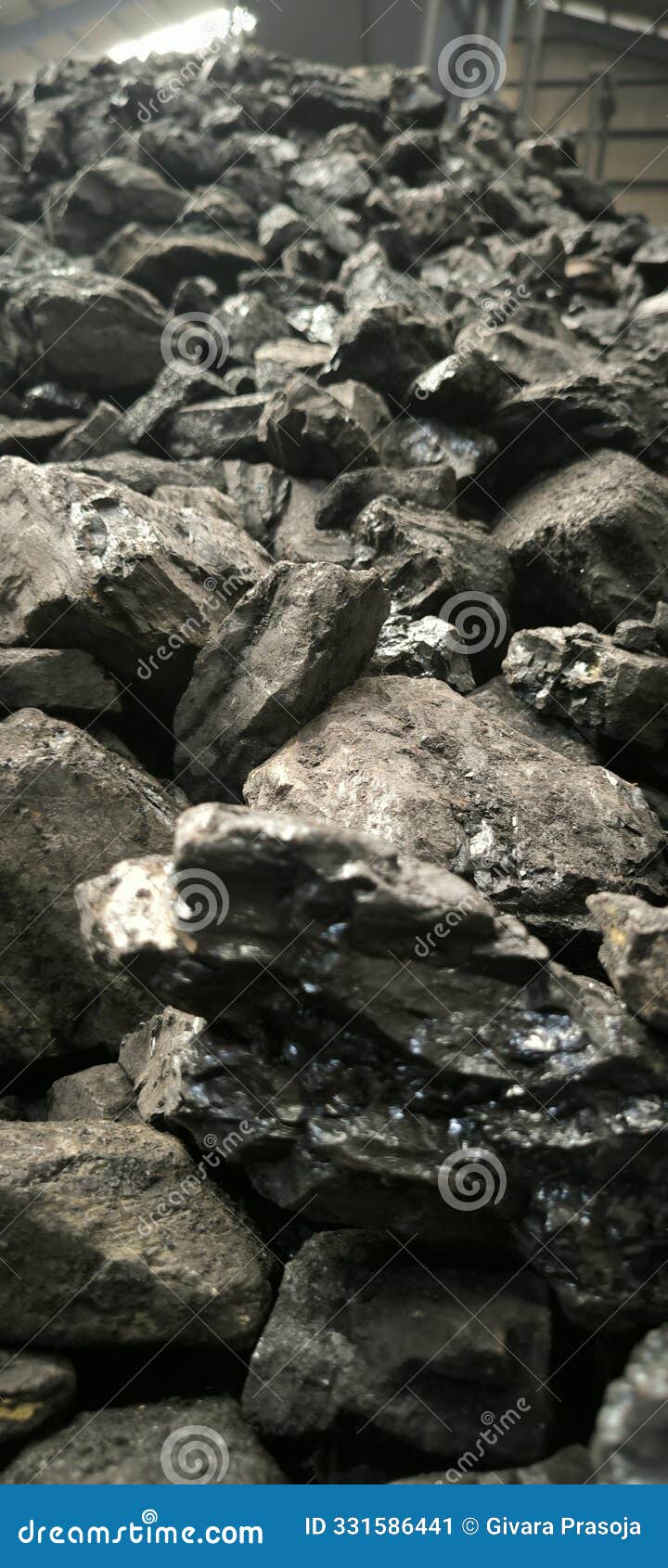 A pile of dull, shiny coal stock image. Image of shiny - 331586441