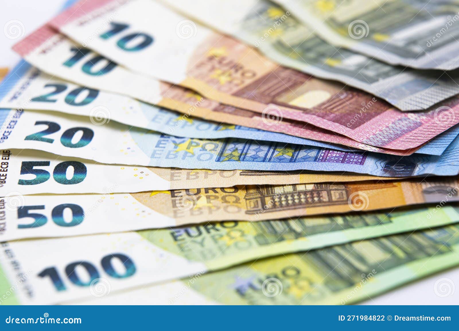 Pile of Euro Banknotes of 100, 50, 20, 10 and 5 Euros. White Background ...