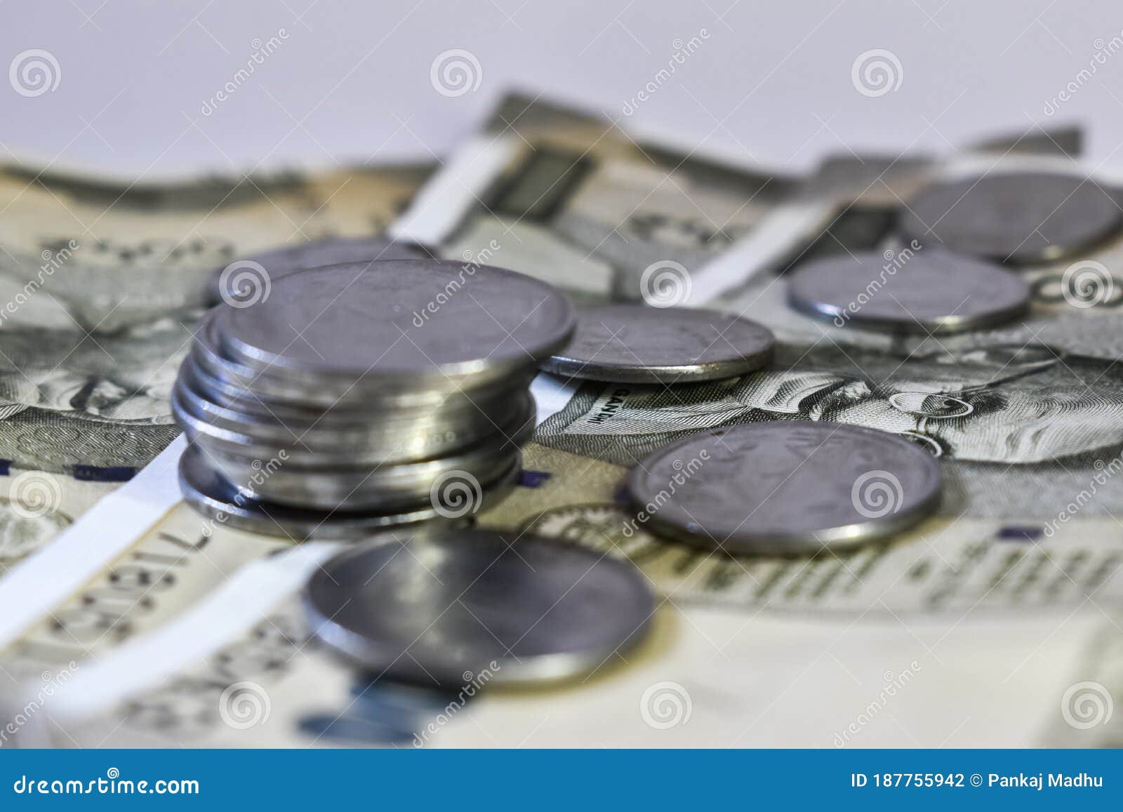 Pile of Indian 500 Rupees Currency Notes and Coins. Selective Focus ...