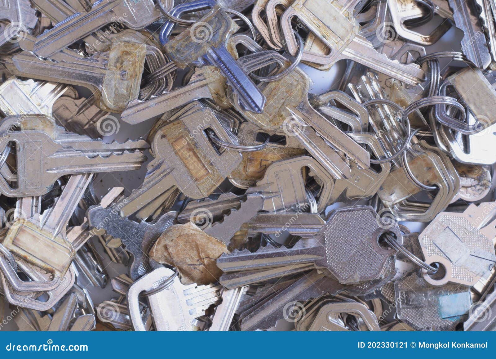 Pile of Keys, Many Keys Pattern Background Stock Image - Image of aged ...