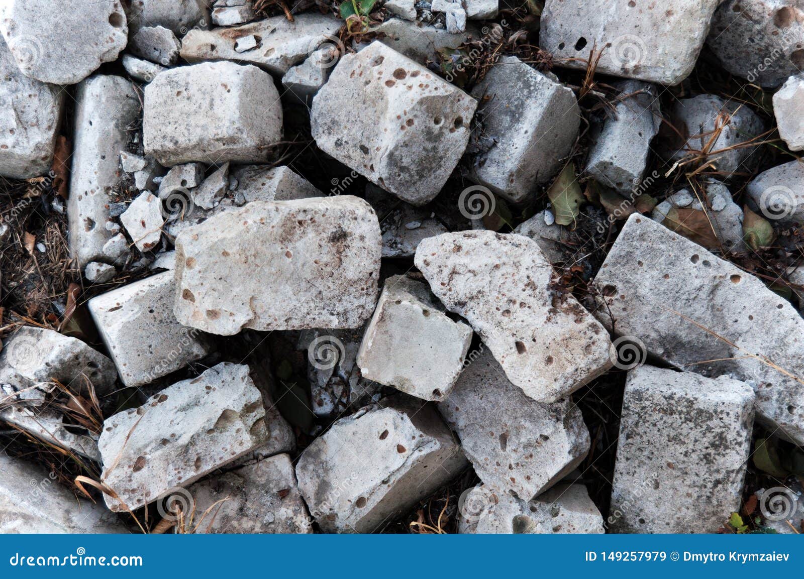 Pile of old broken bricks stock image. Image of plaster - 149257979