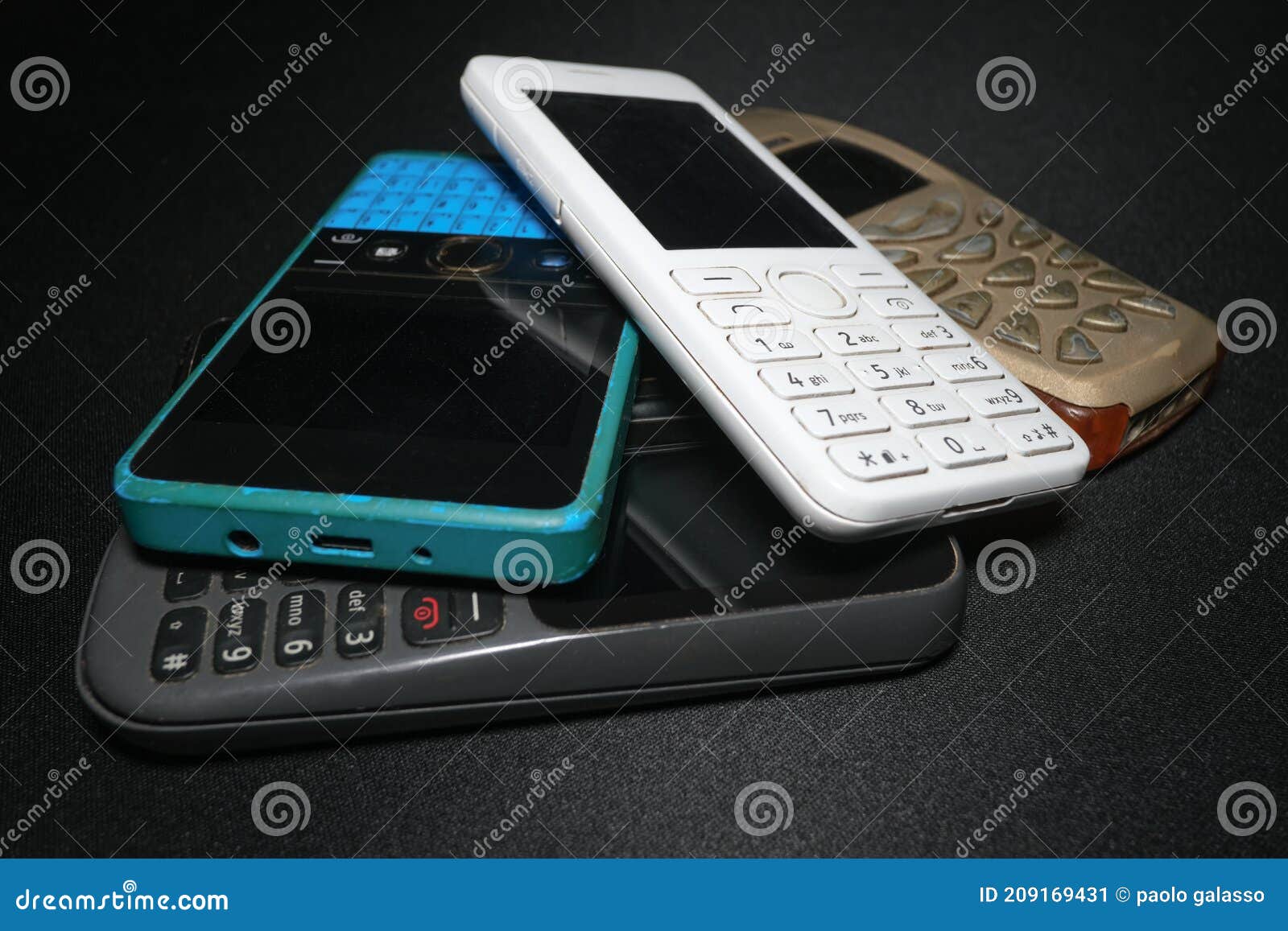 Pile of Old Gen Mobile Phones Devices,technology Evolution Concept ...