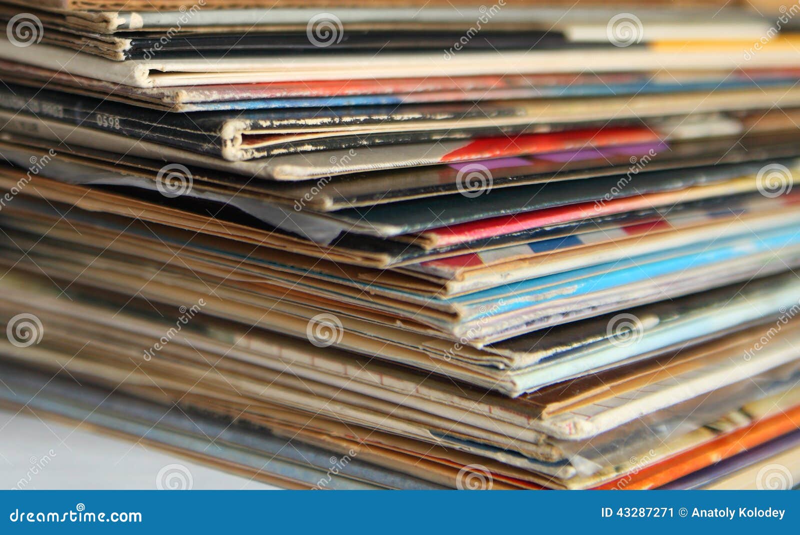 Pile of old vinyl records stock image. Image of cover - 43287271
