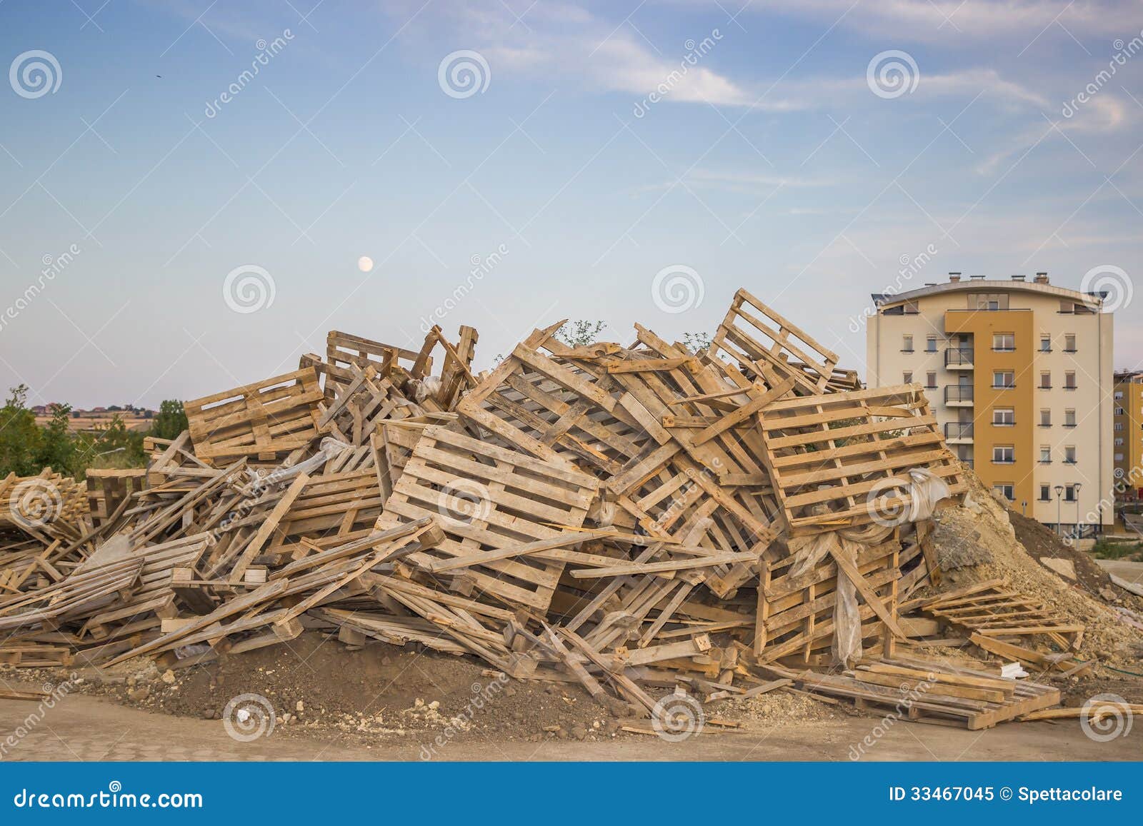 Pile Of Pallets With Red Bricks On City Street. Building Materials On ...
