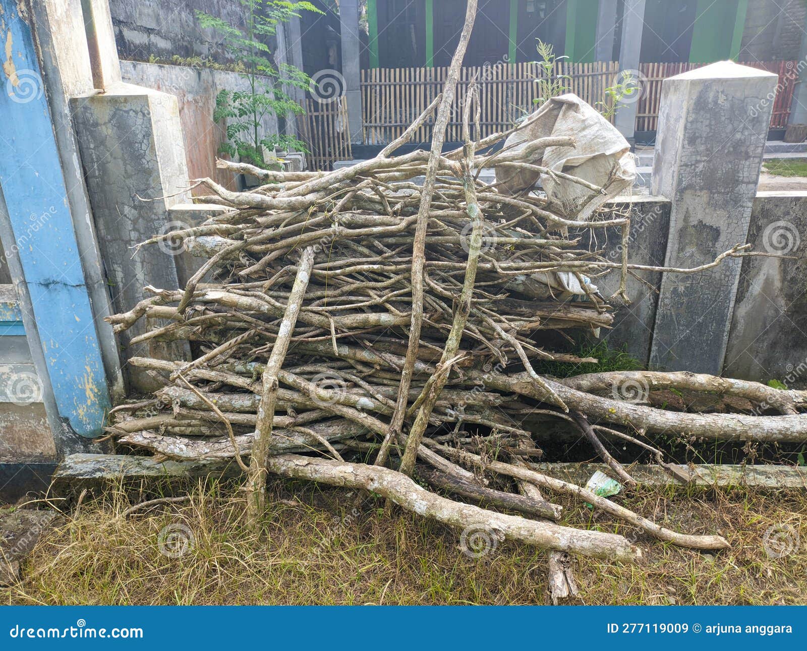 A Pile of Pieces of Wood Branches Stock Image - Image of design, branch ...