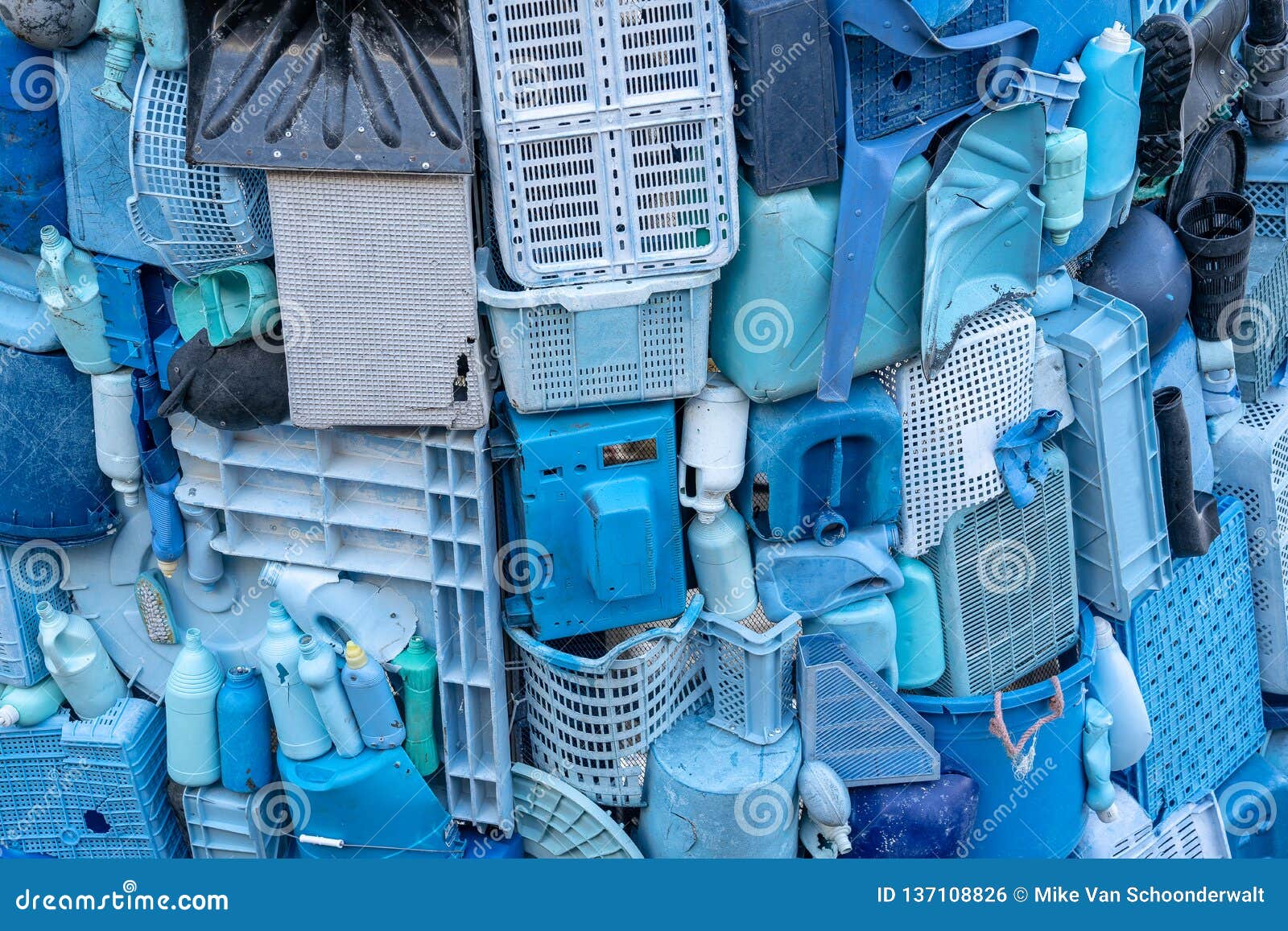 A Pile of Plastic Litter and Waste Stock Photo - Image of ocean, pile ...